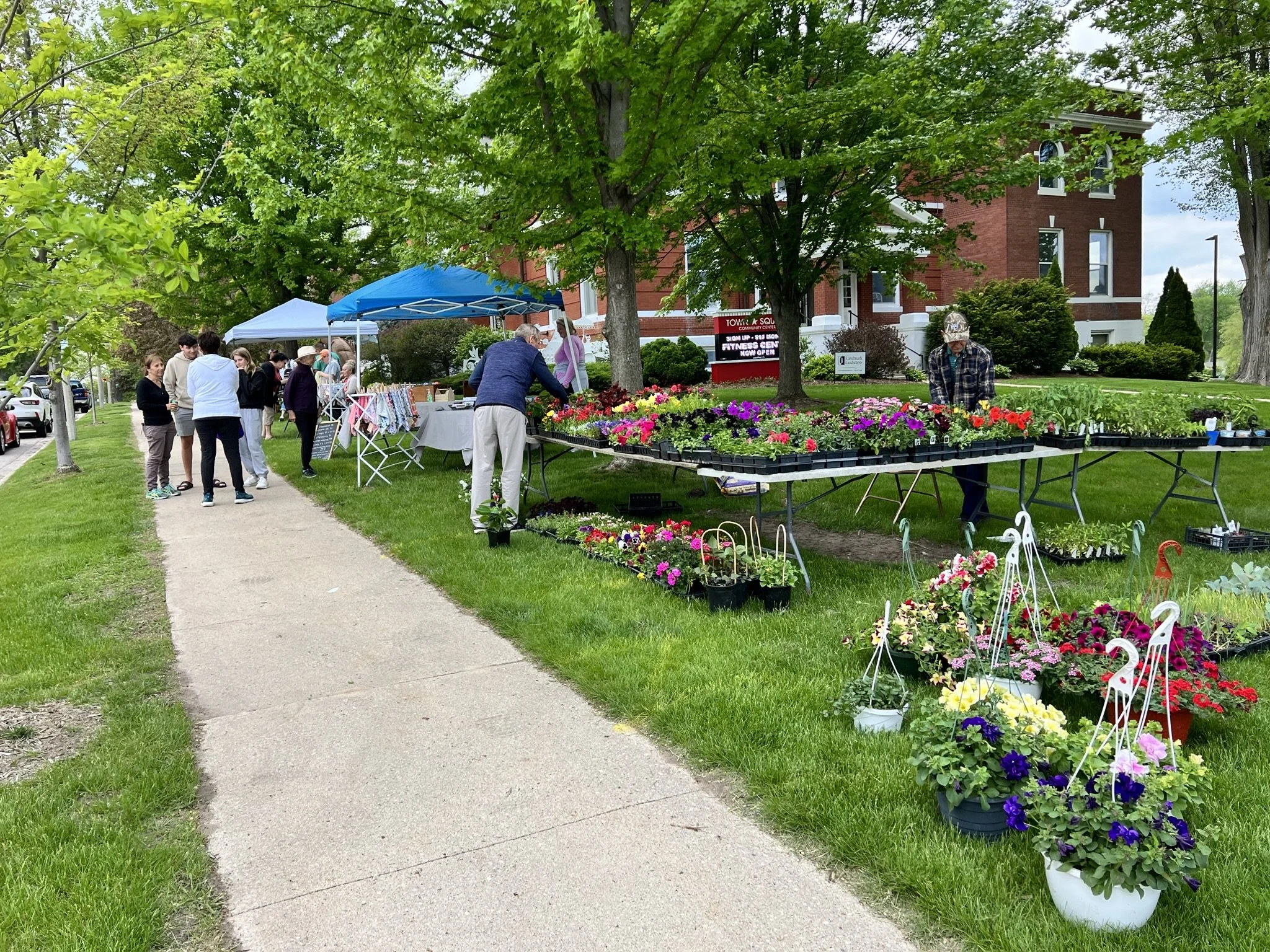 The Market at Town Square | Town Square Community Center