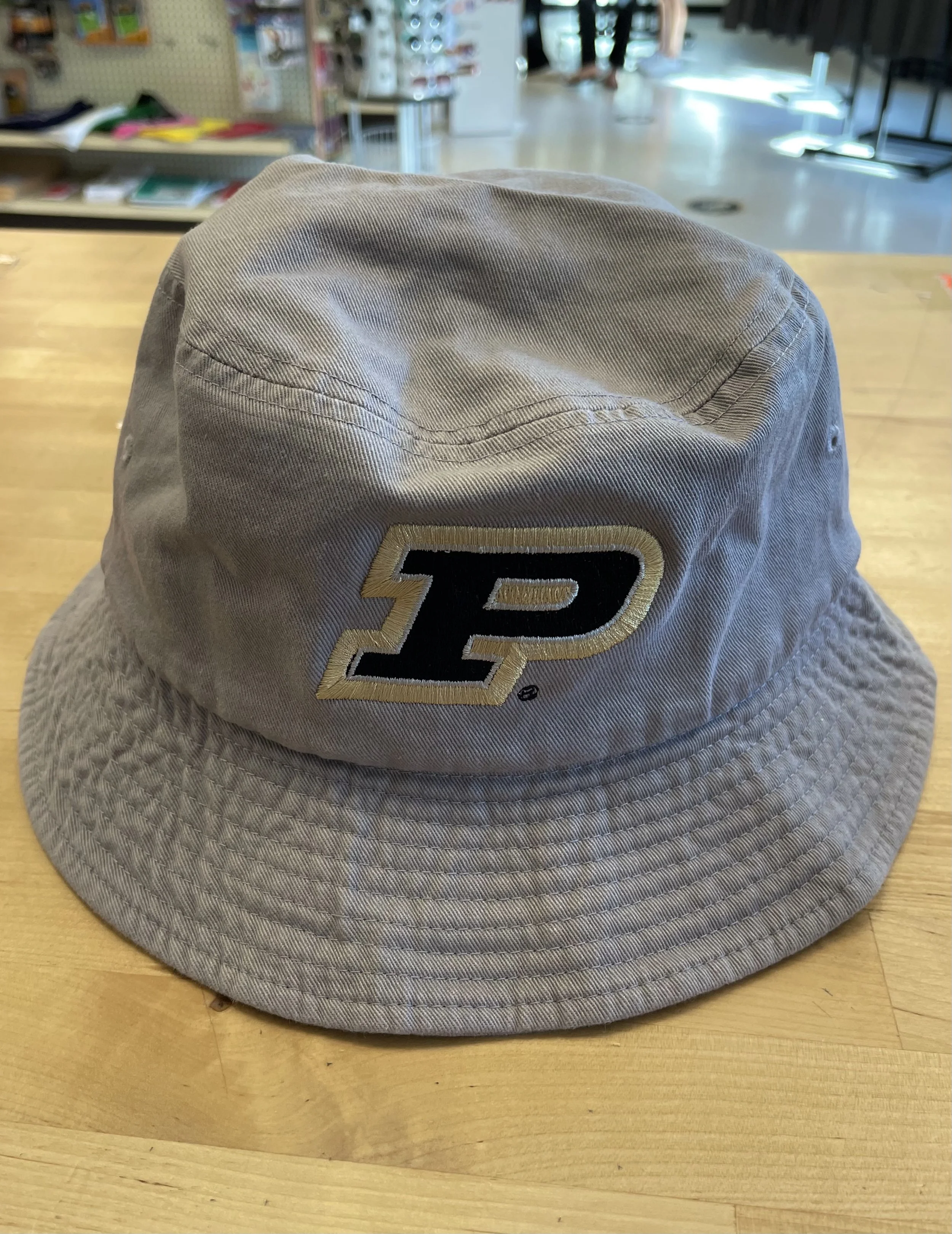 Discount Den — Hats