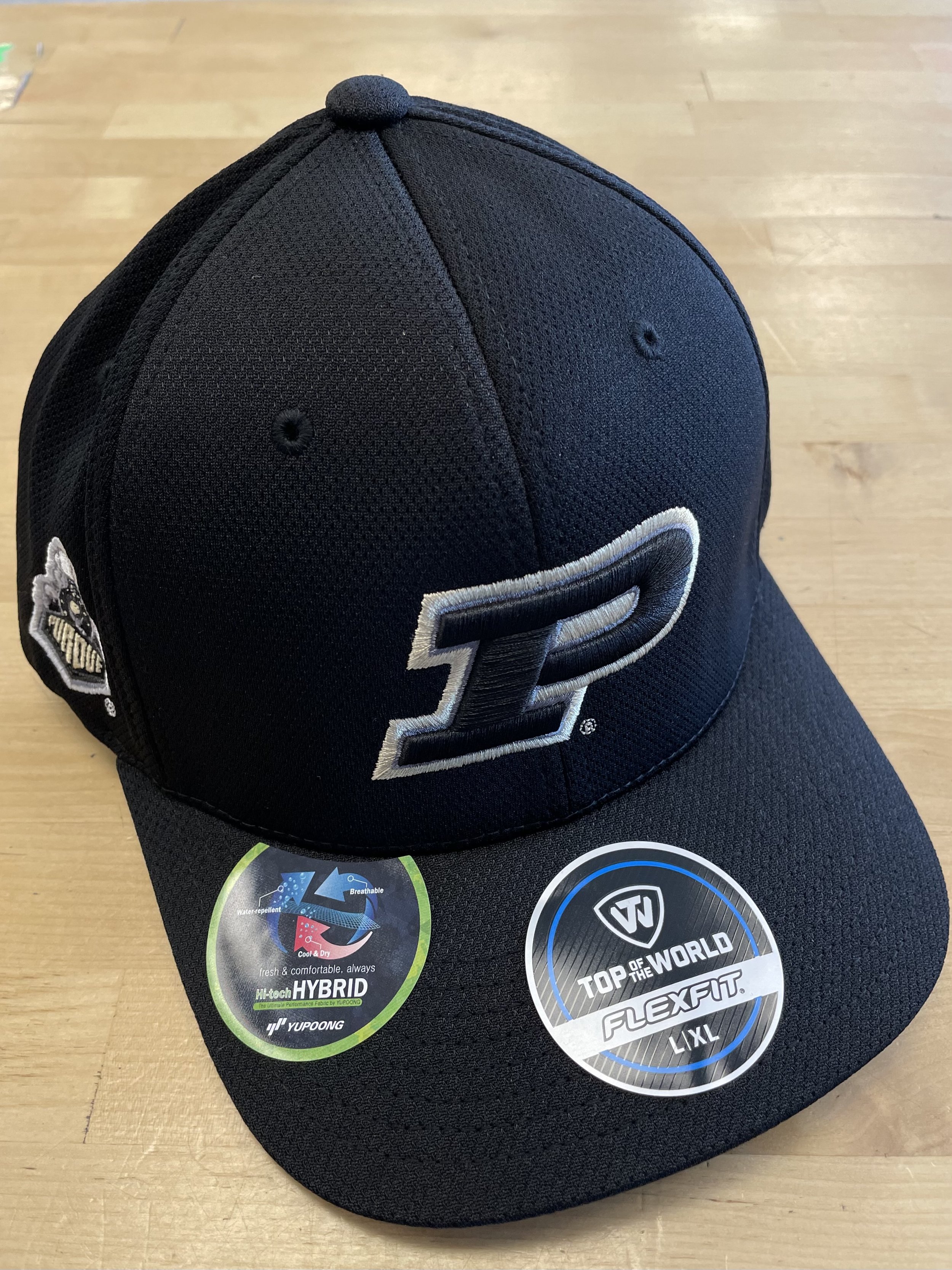 Discount Den — Hats