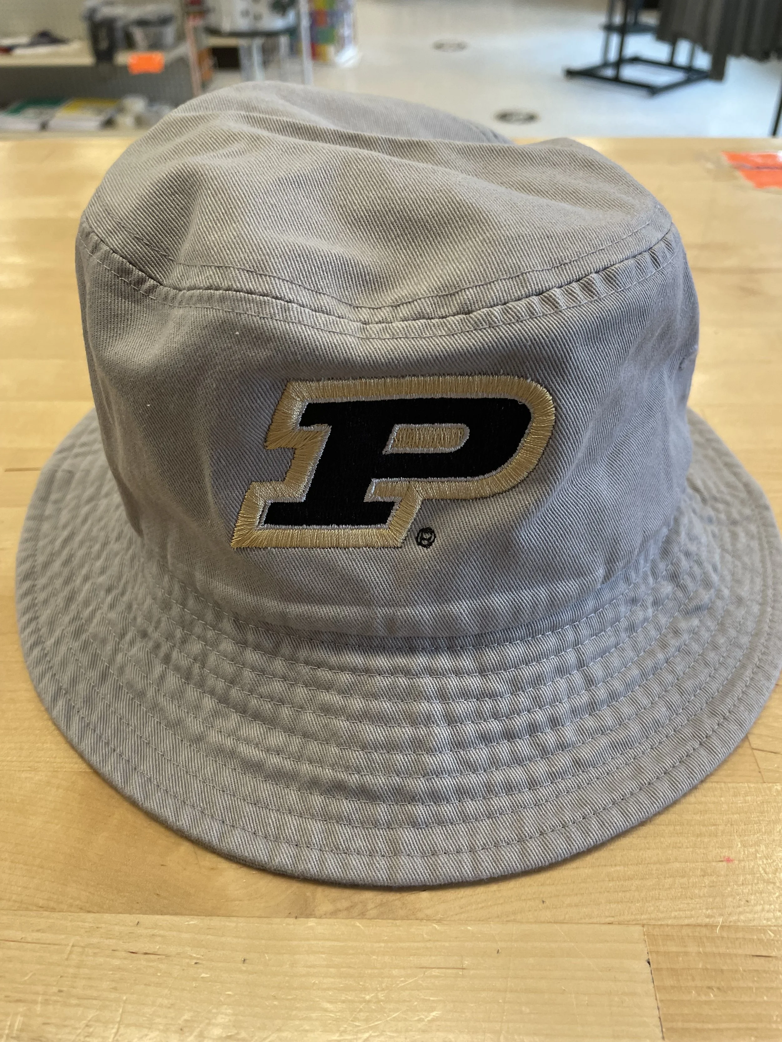 Discount Den — Hats