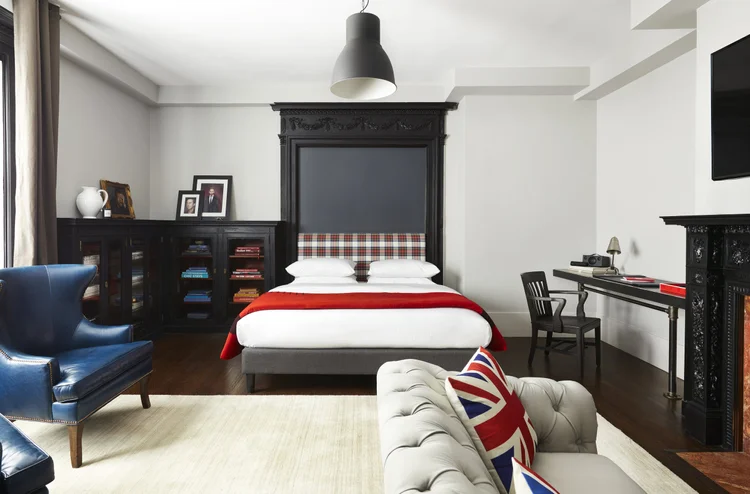 OUR STORY — THE GEORGE