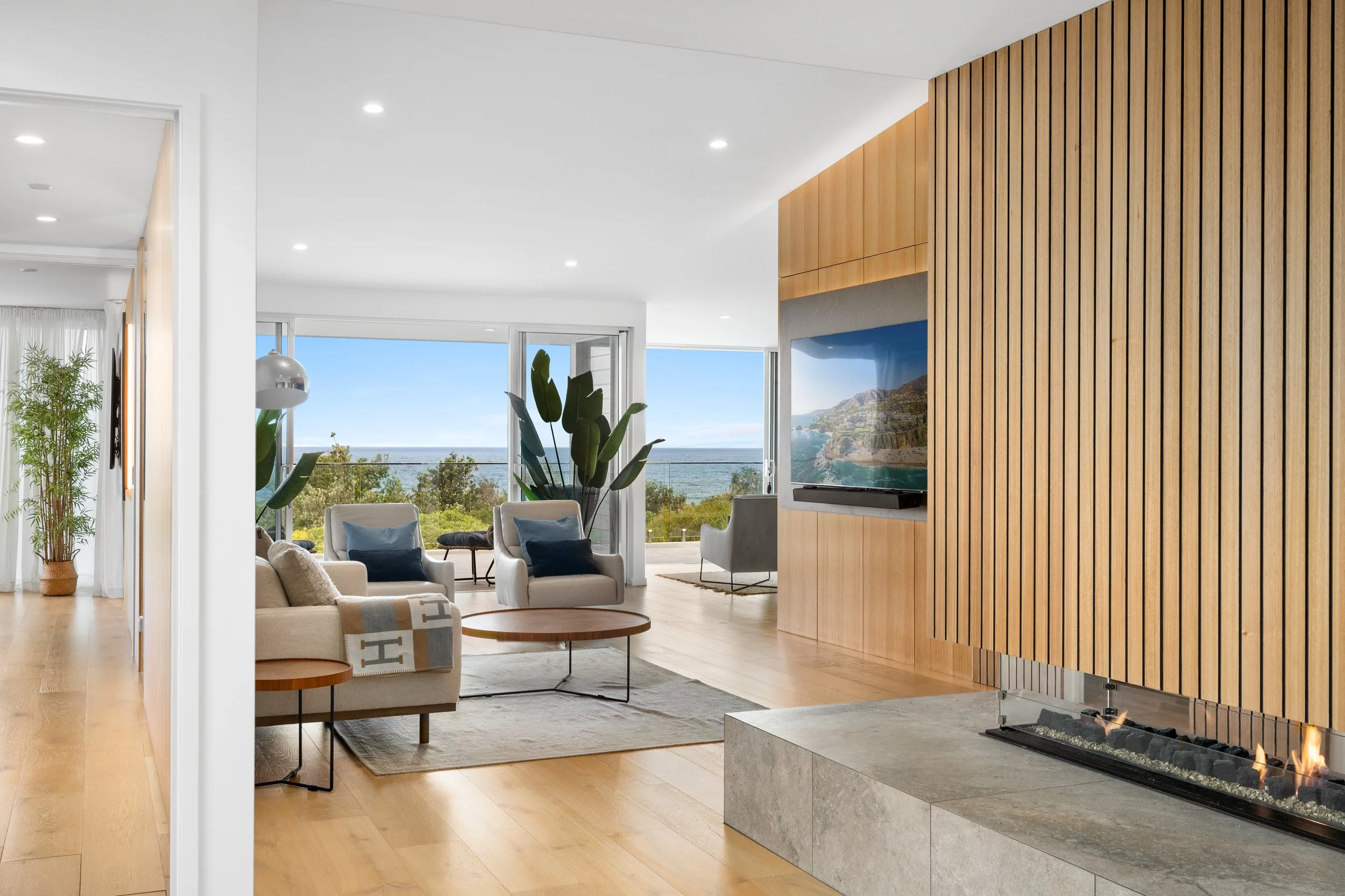 Bombora Beach House Noosa – Luxury Absolute Beachfront Accommodation at ...