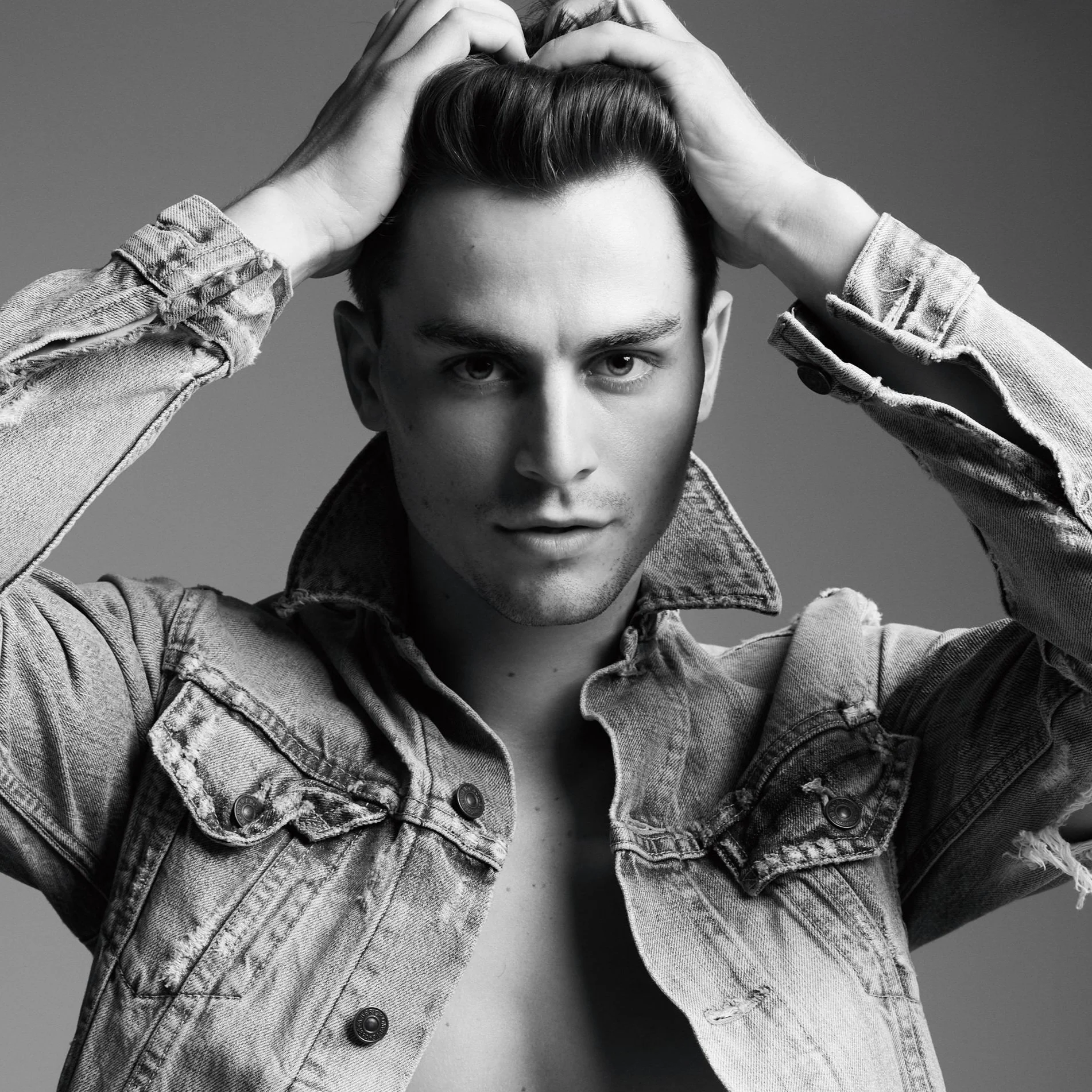 MASSARDO MODEL MANAGEMENT