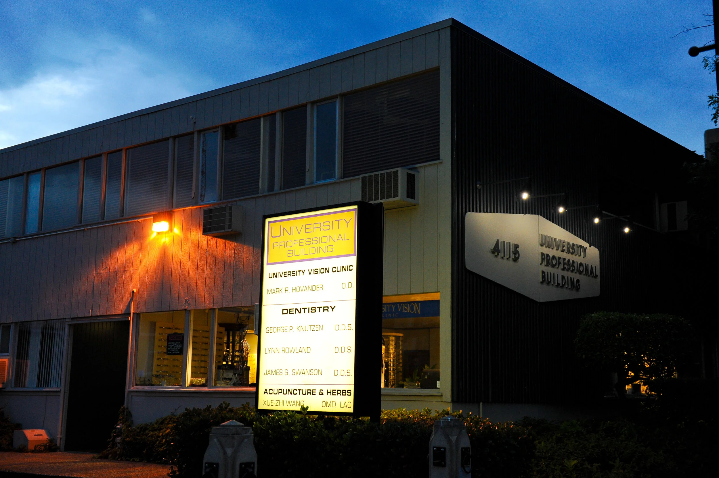 About Us | University Vision Clinic