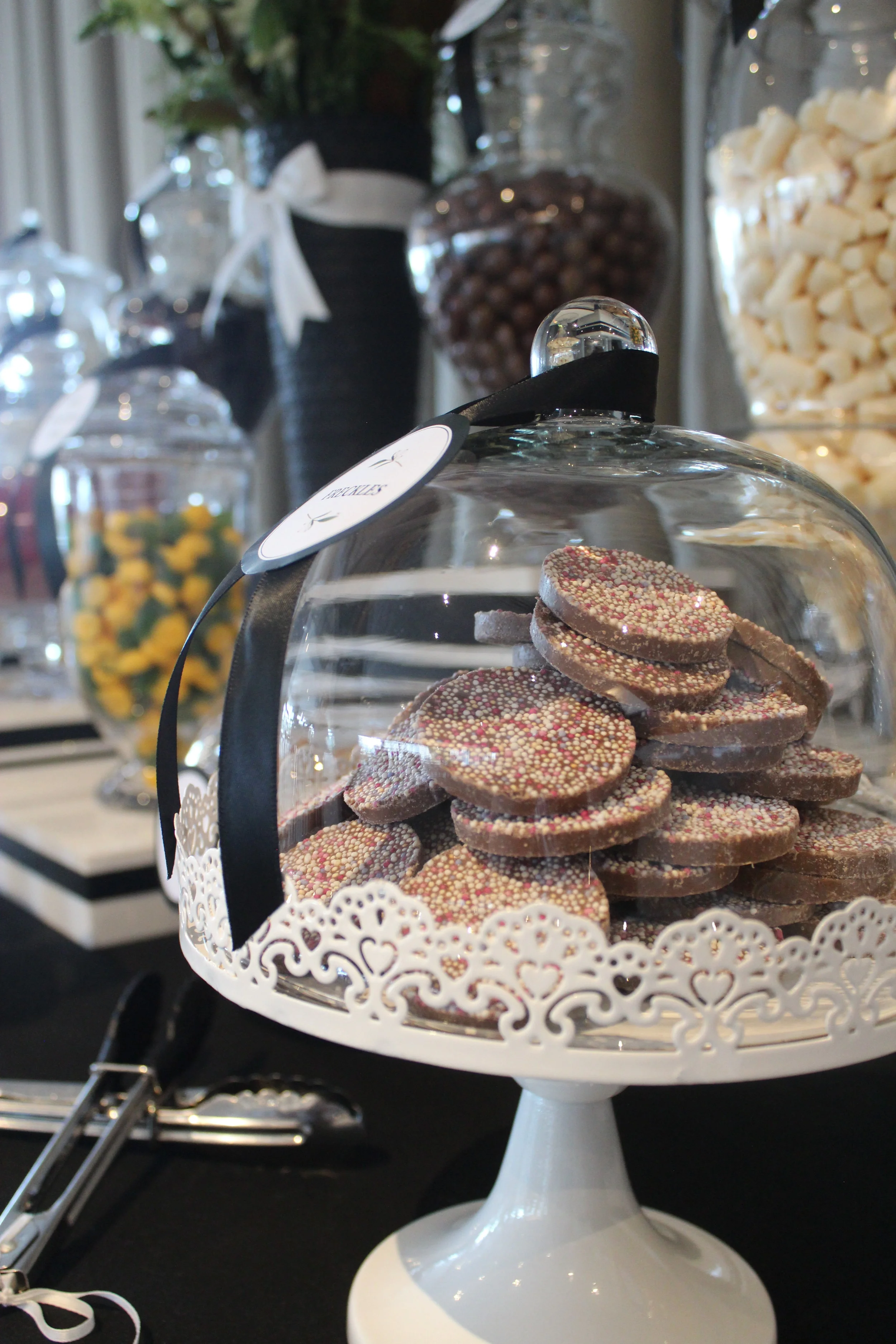 Classic Black & White — Brisbane Lolly Buffets