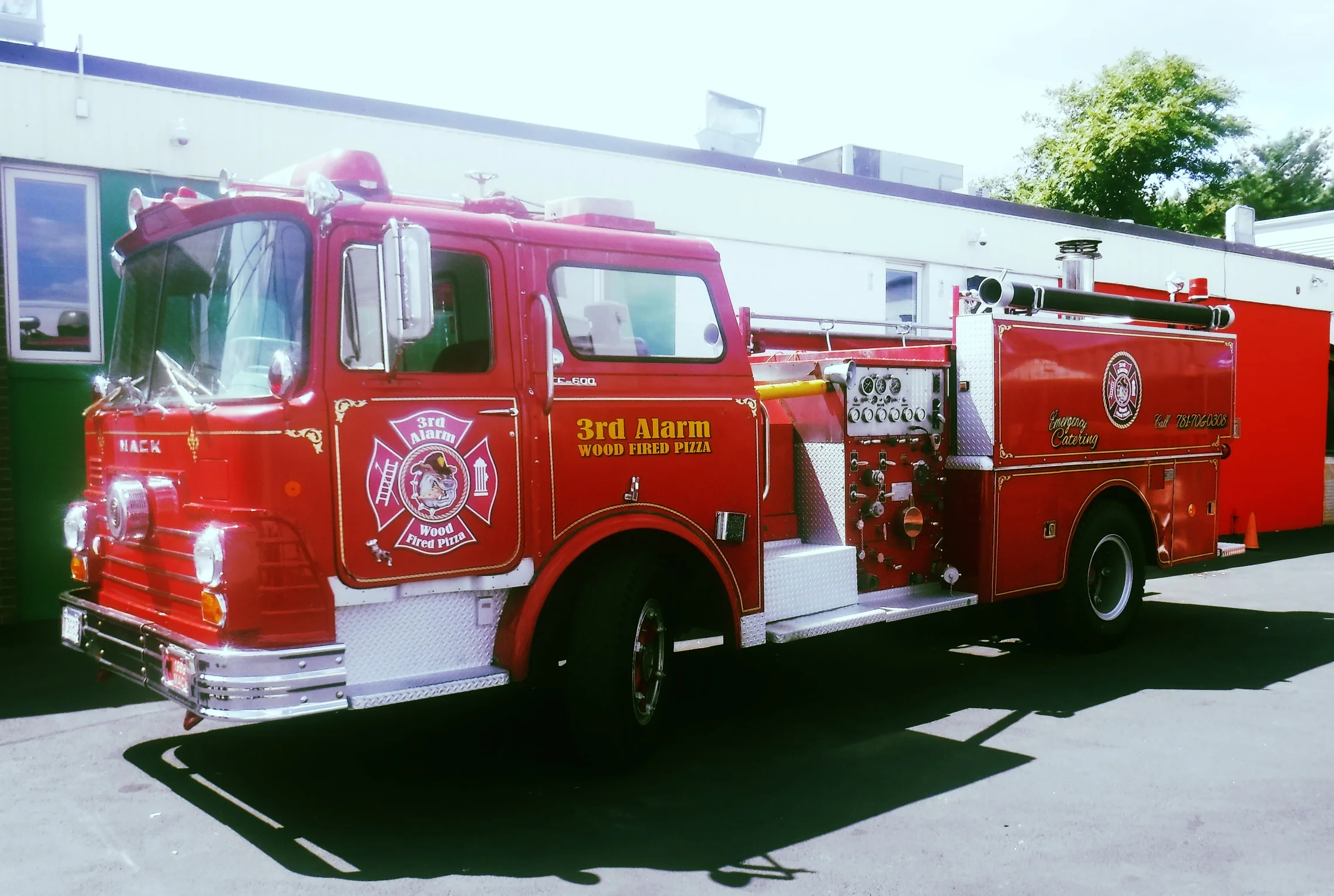 Wood Fired Pizza Food Truck