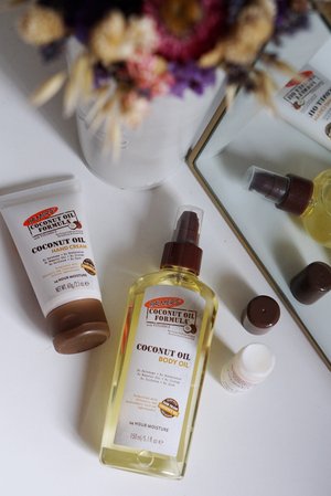 How to Maximize the Use of Body Oils | Happily Ever Style