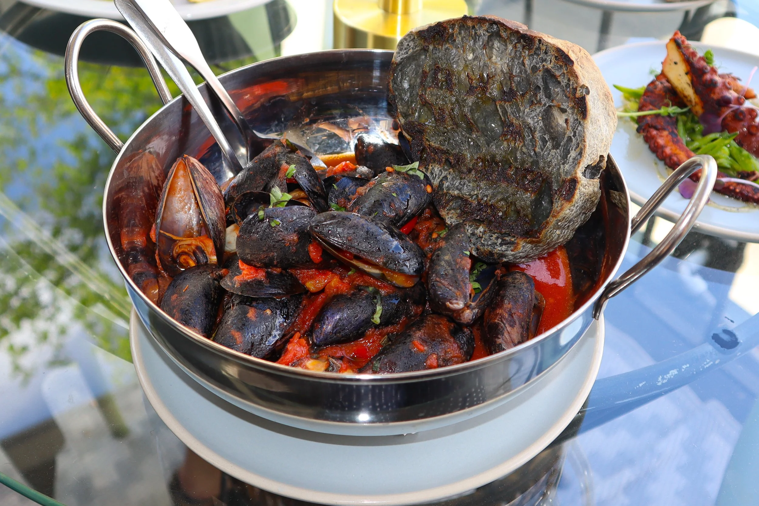 MENUS — SCALES & SHELLS