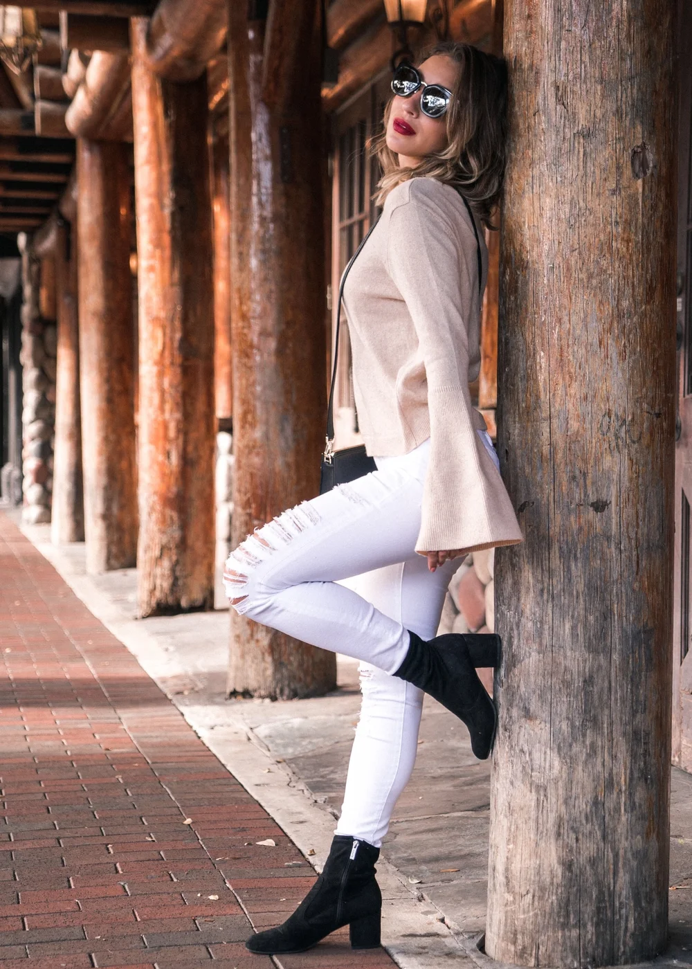 Winter Neutrals - Cozy Brunch Outfit — VICKY JUSTIZ