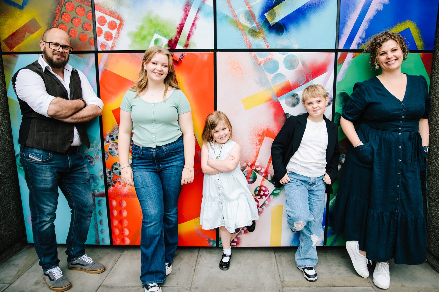 A fantastically fun family photoshoot around Tower Bridge | London ...