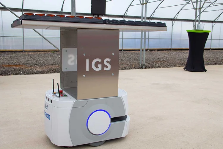 Intelligent Growth Solutions Unveils Scotland's First Indoor Vertical ...