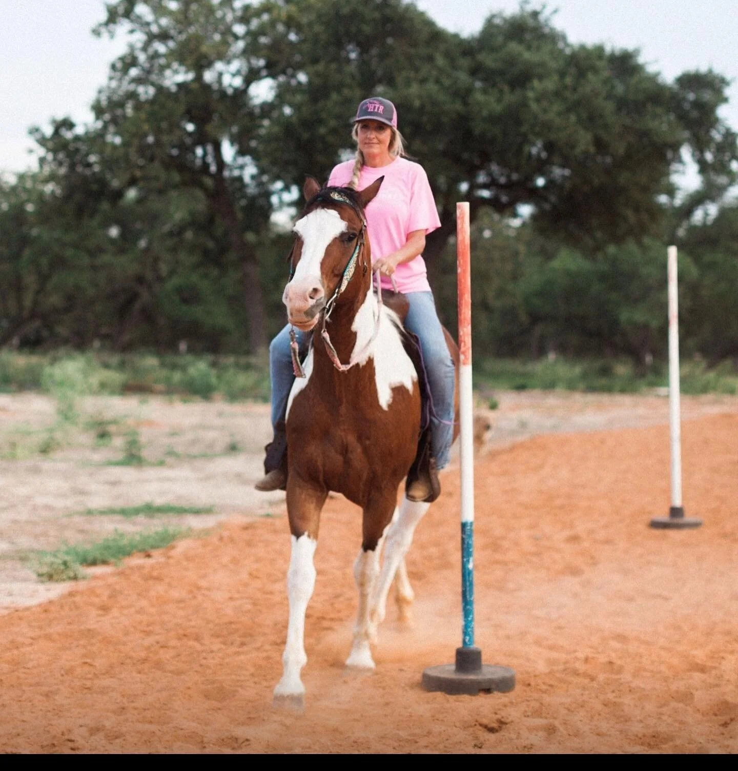 FAMILY HORSEBACK RIDING
