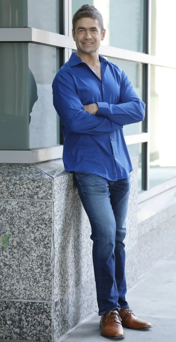 Bio — TIM DWYER, ACTOR
