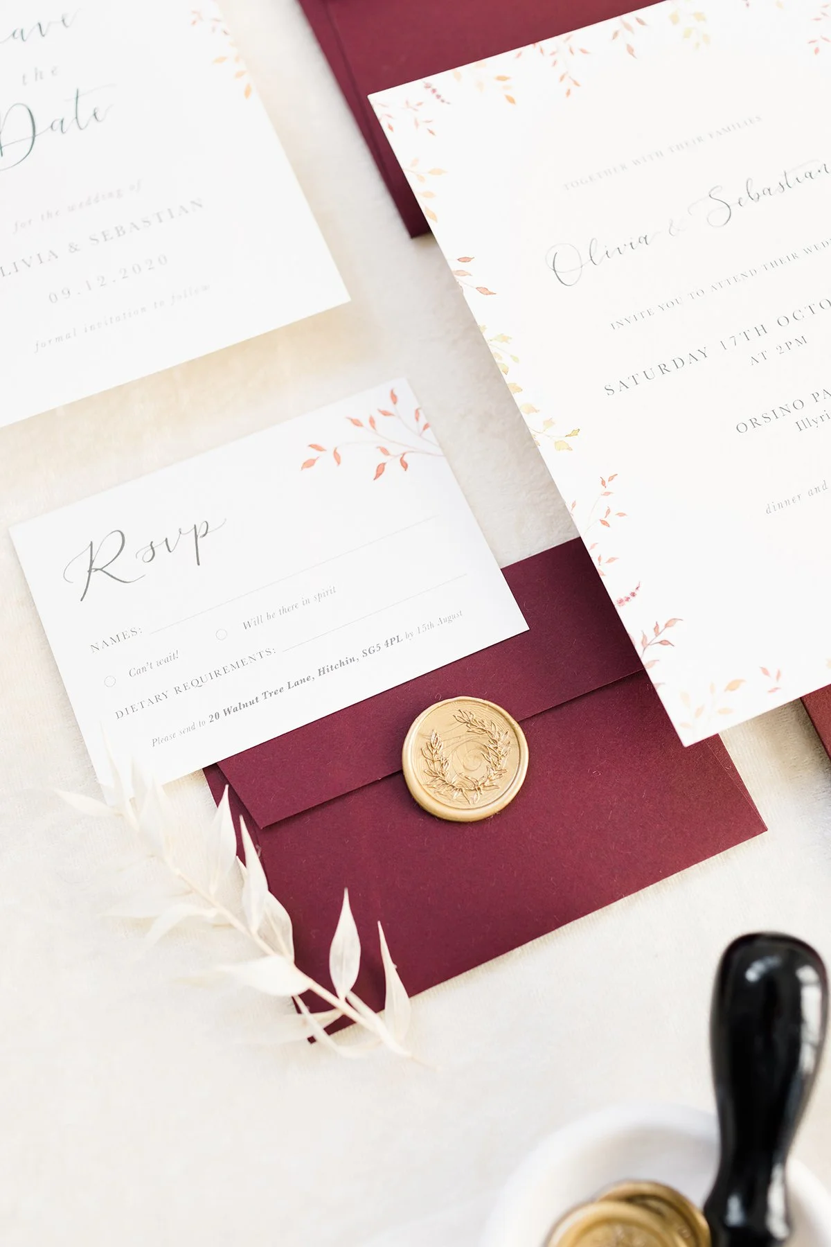 How many invitations do you need to order for your wedding? — Olive ...