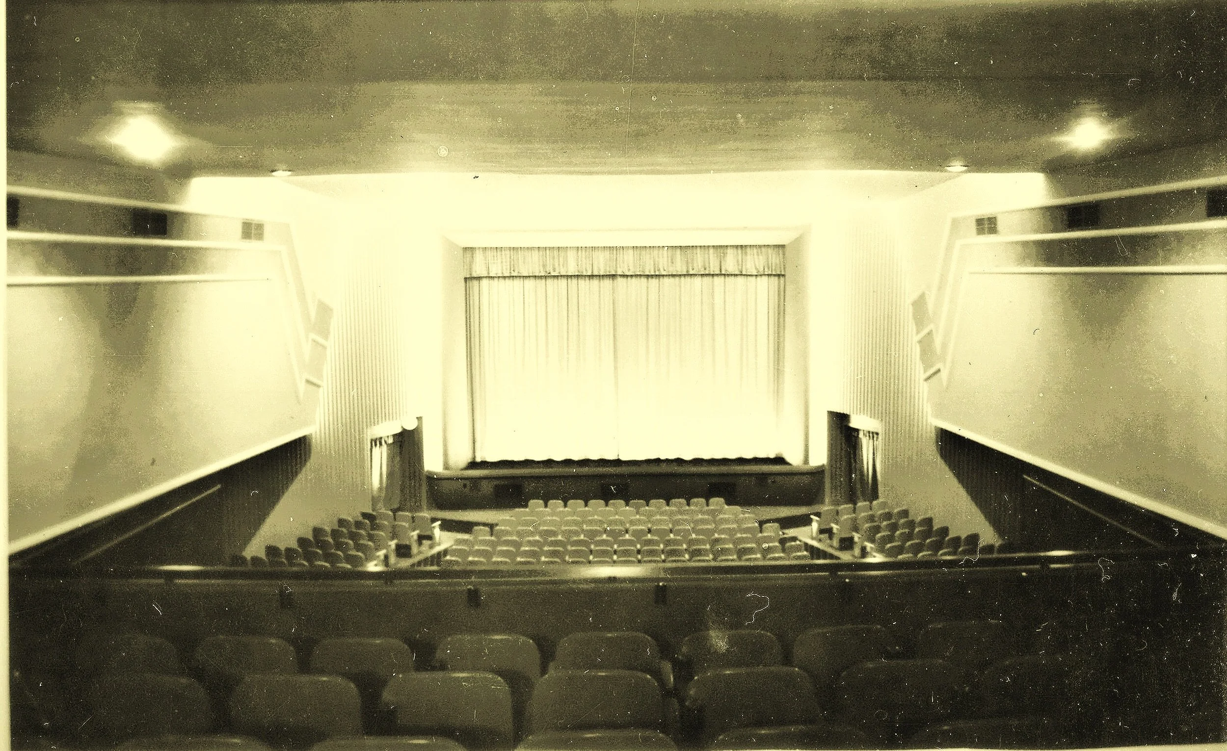 The Paramount, 1948–86 — A Peterborough Movie-Going History