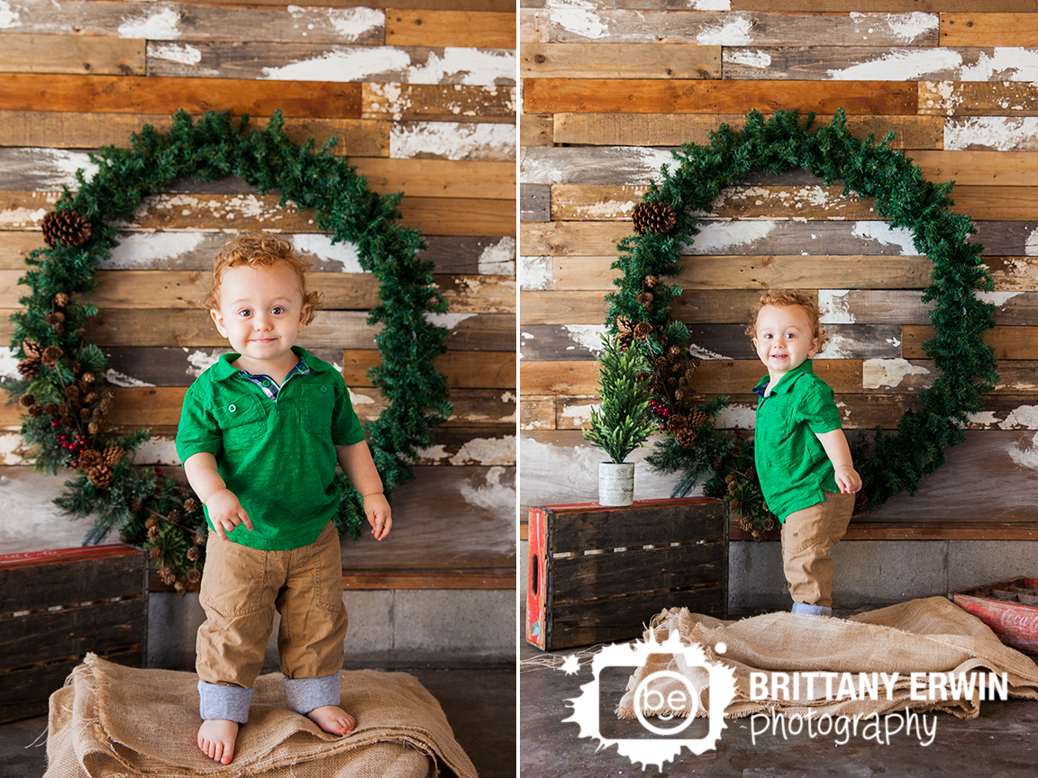 Christmas mini sessions setup | Indianapolis studio photographer ...