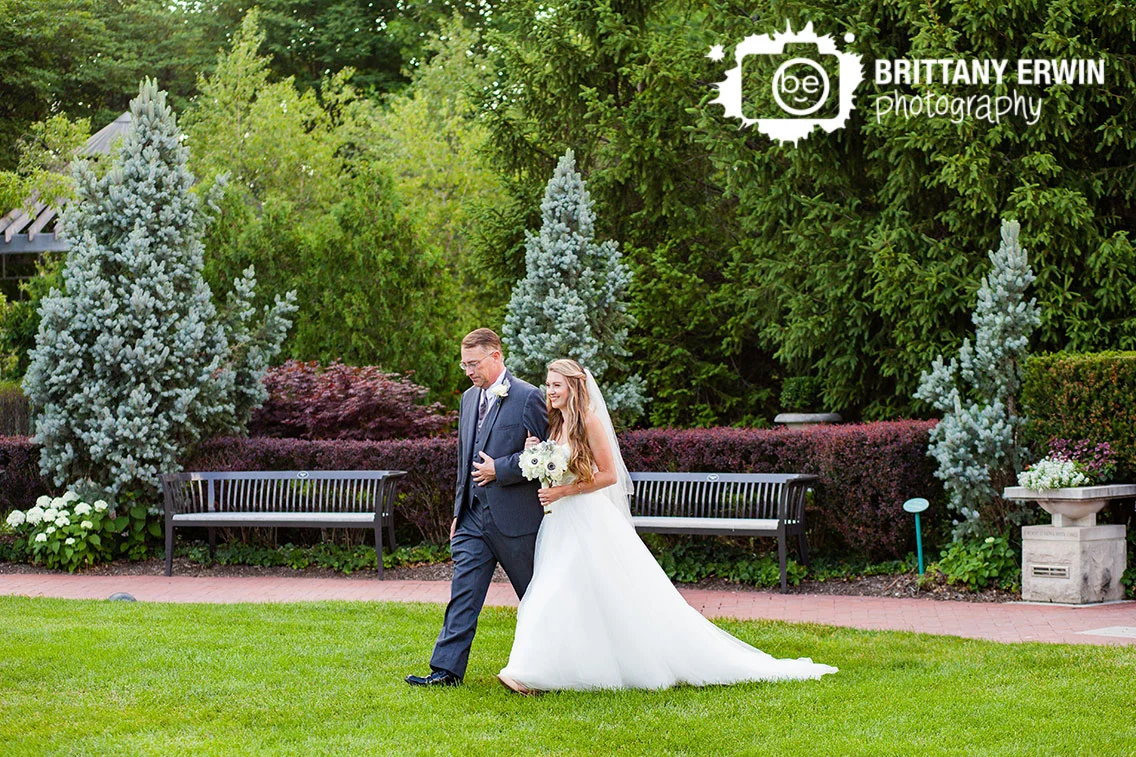 Caila + Michael = Married! | Indianapolis Zoo wedding photographer ...