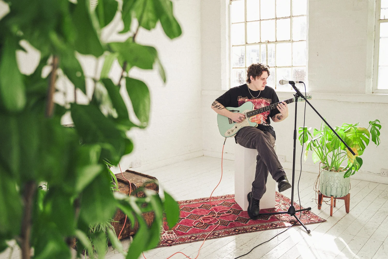 Joey Collins | UK Singer-Songwriter