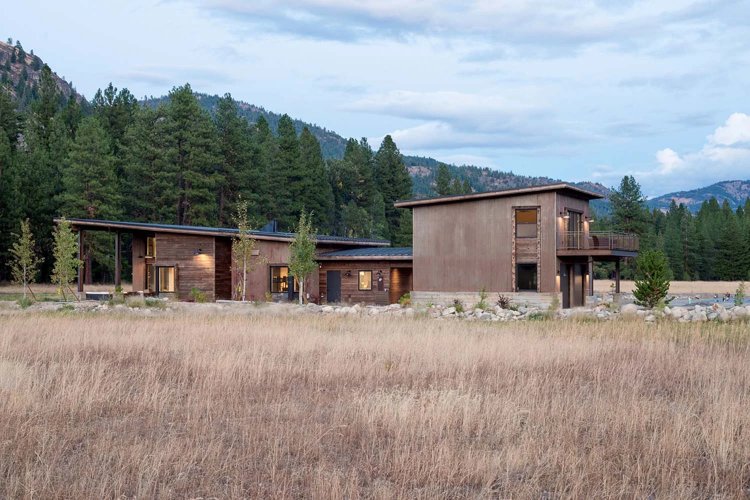 MAZAMA HOUSE — Designs Northwest Architects