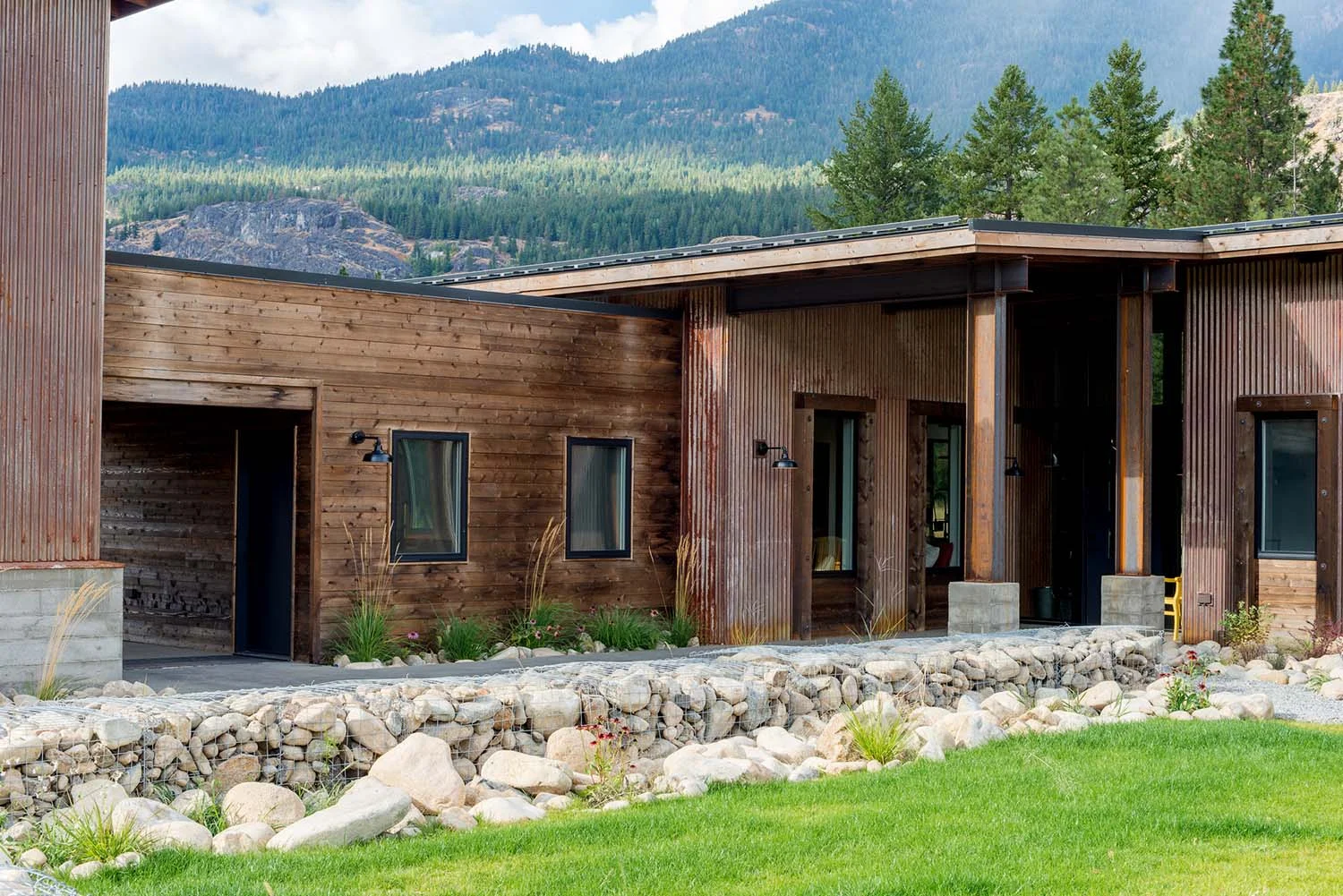 MAZAMA HOUSE — Designs Northwest Architects