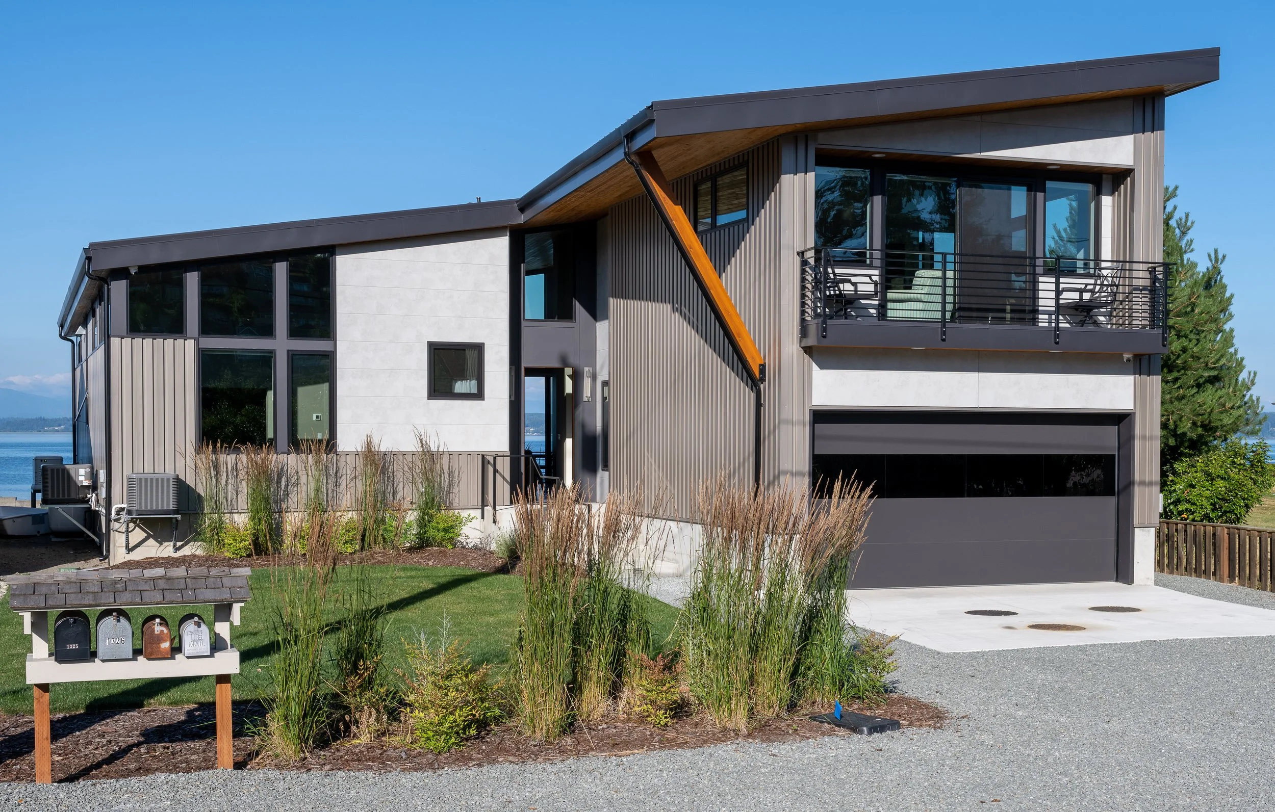 Beach Drive Modern — Designs Northwest Architects