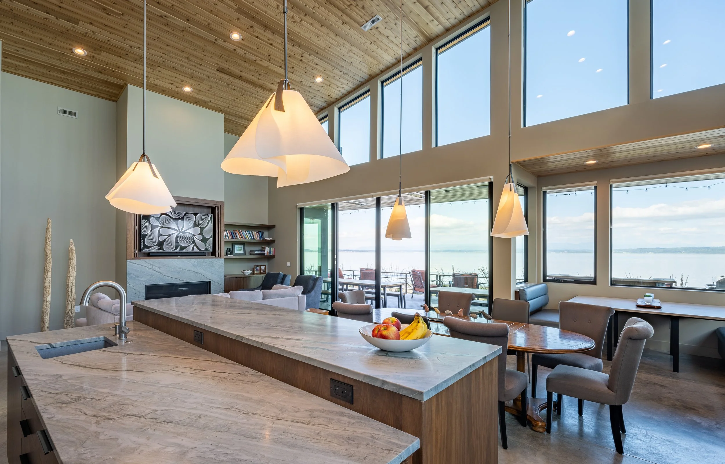 Beach Drive Modern — Designs Northwest Architects