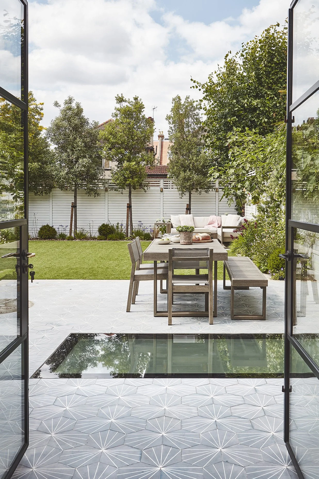 SUDBROOKE — Blakes London