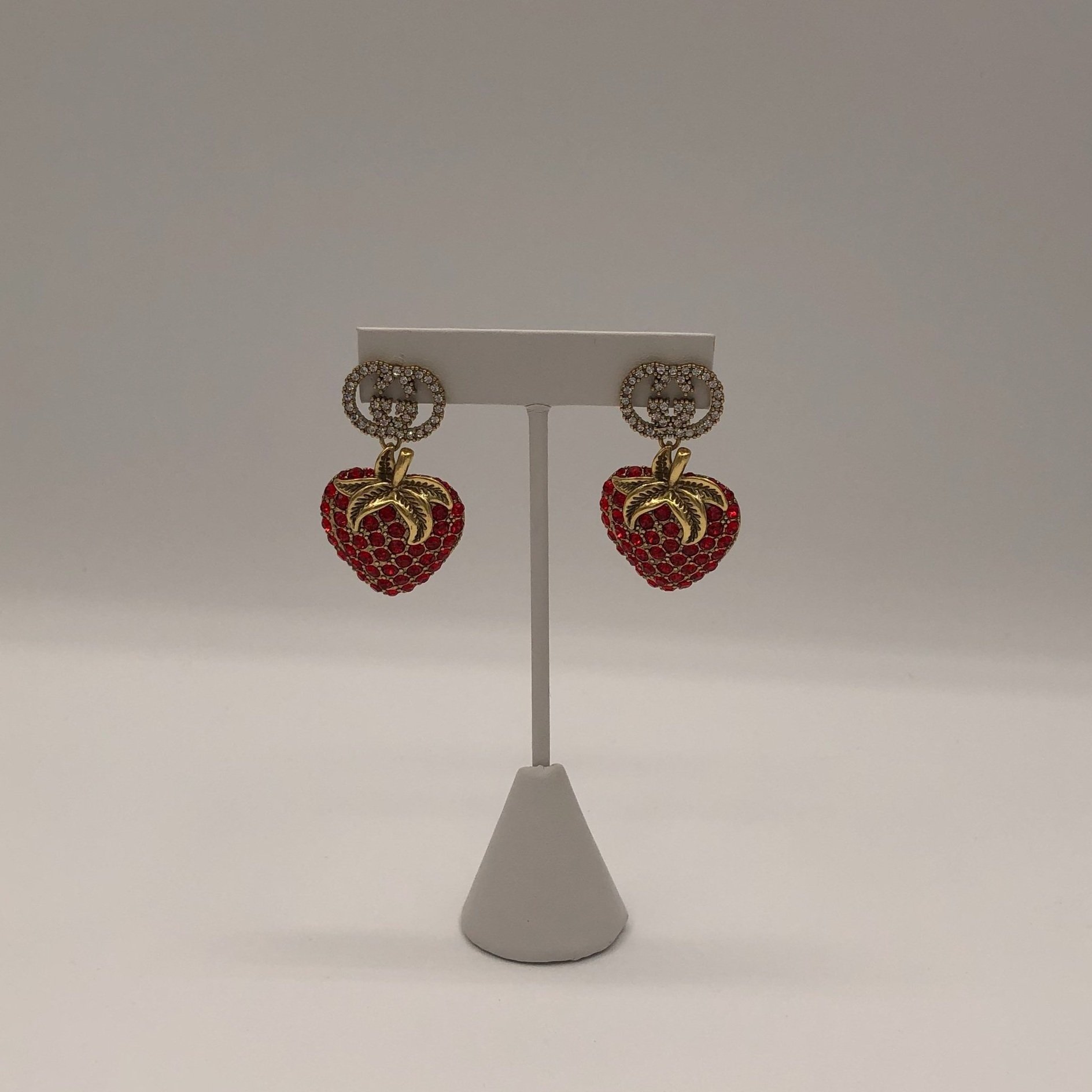 Renaissance Fine Consignment Online Shop — Renaissance