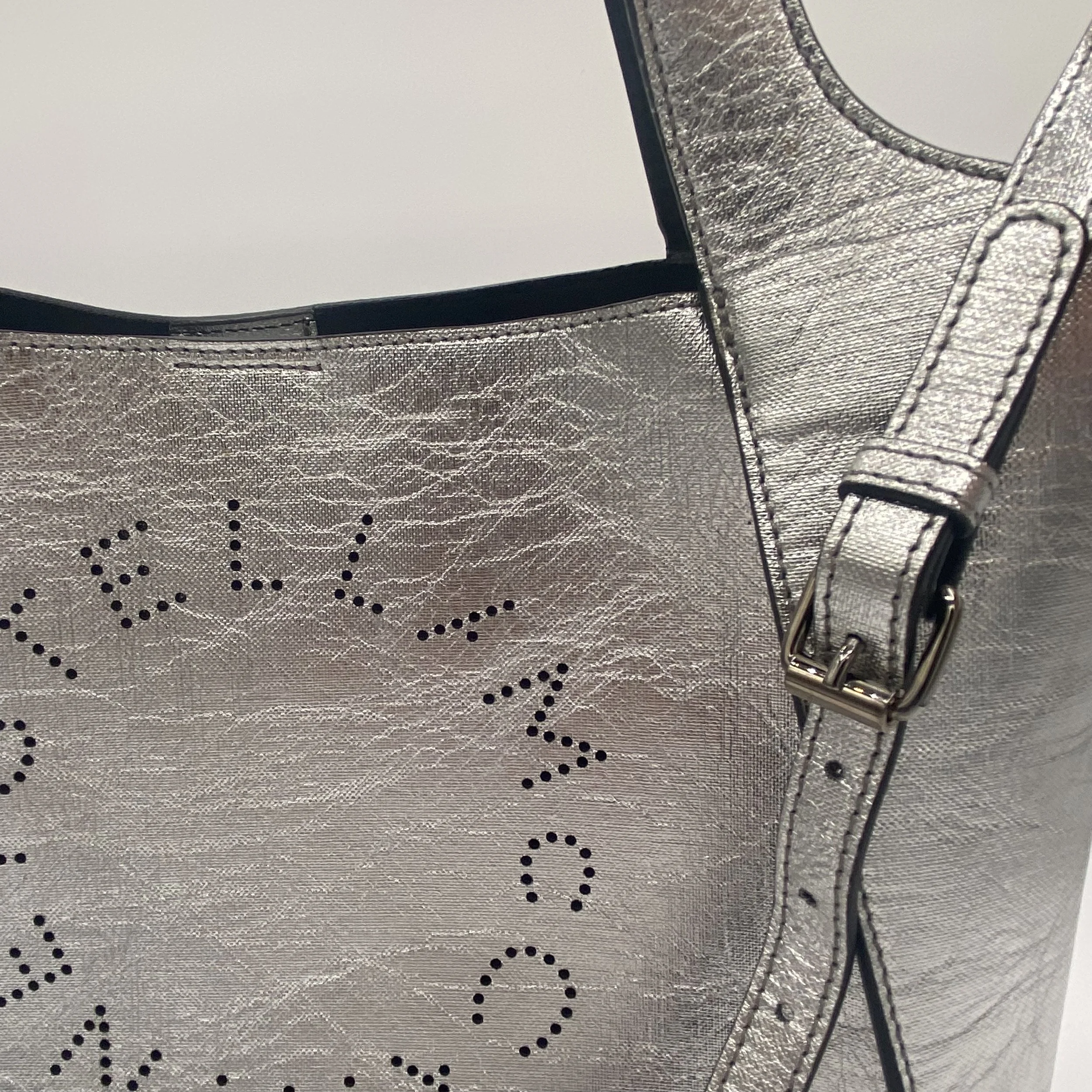 Renaissance Fine Consignment Online Shop — Renaissance