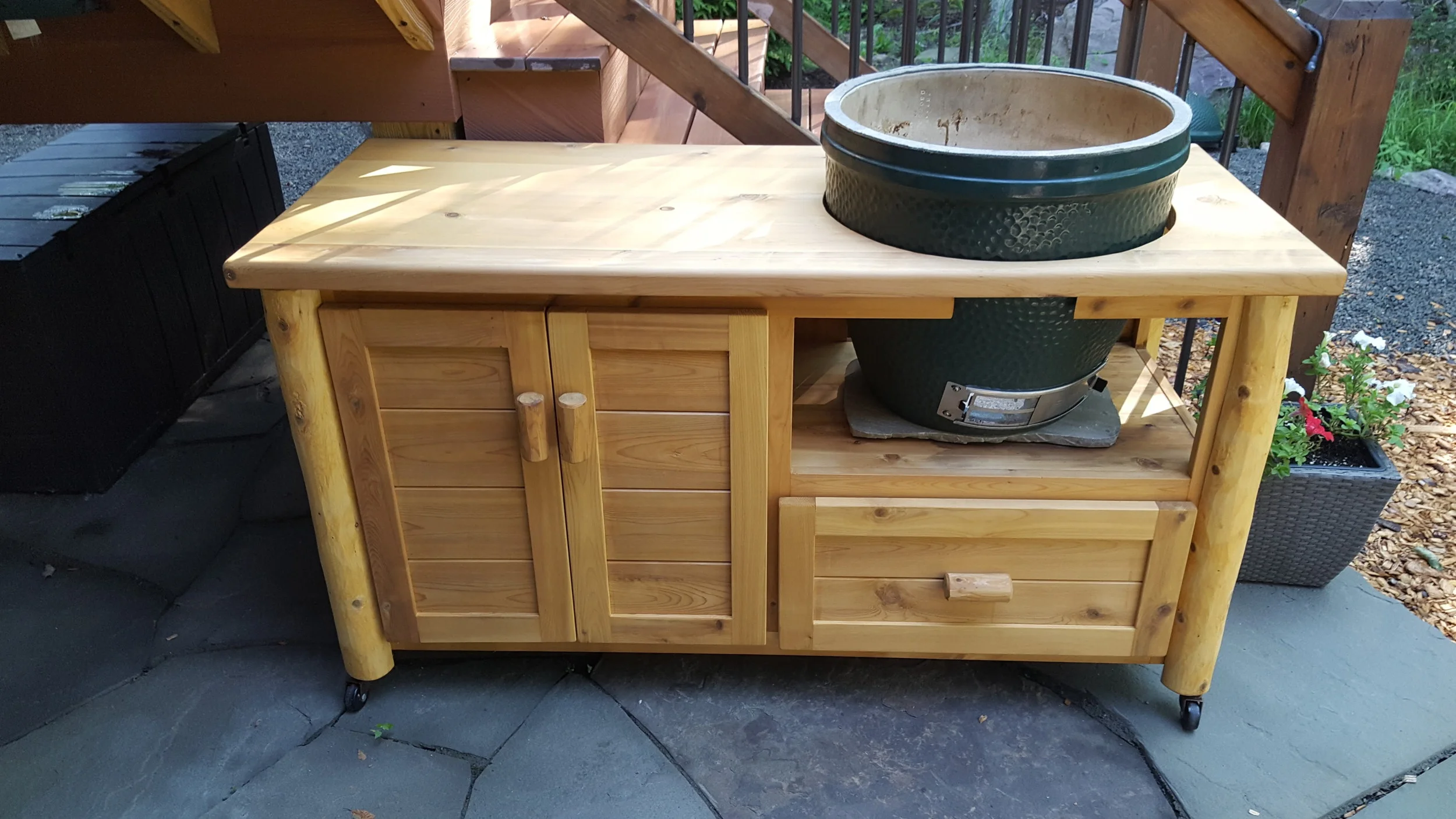 White Cedar Grill Table — EZ Mountain Rustic Furniture