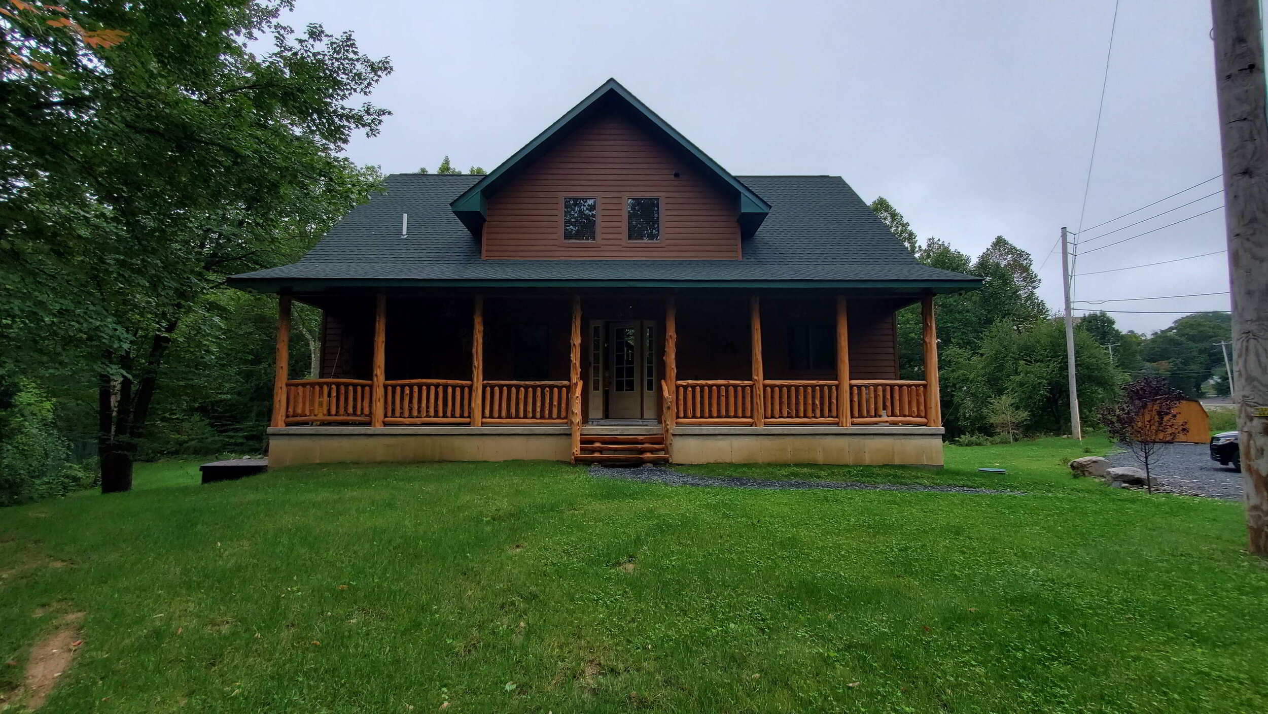Red Cedar Log Railing — EZ Mountain Rustic Furniture