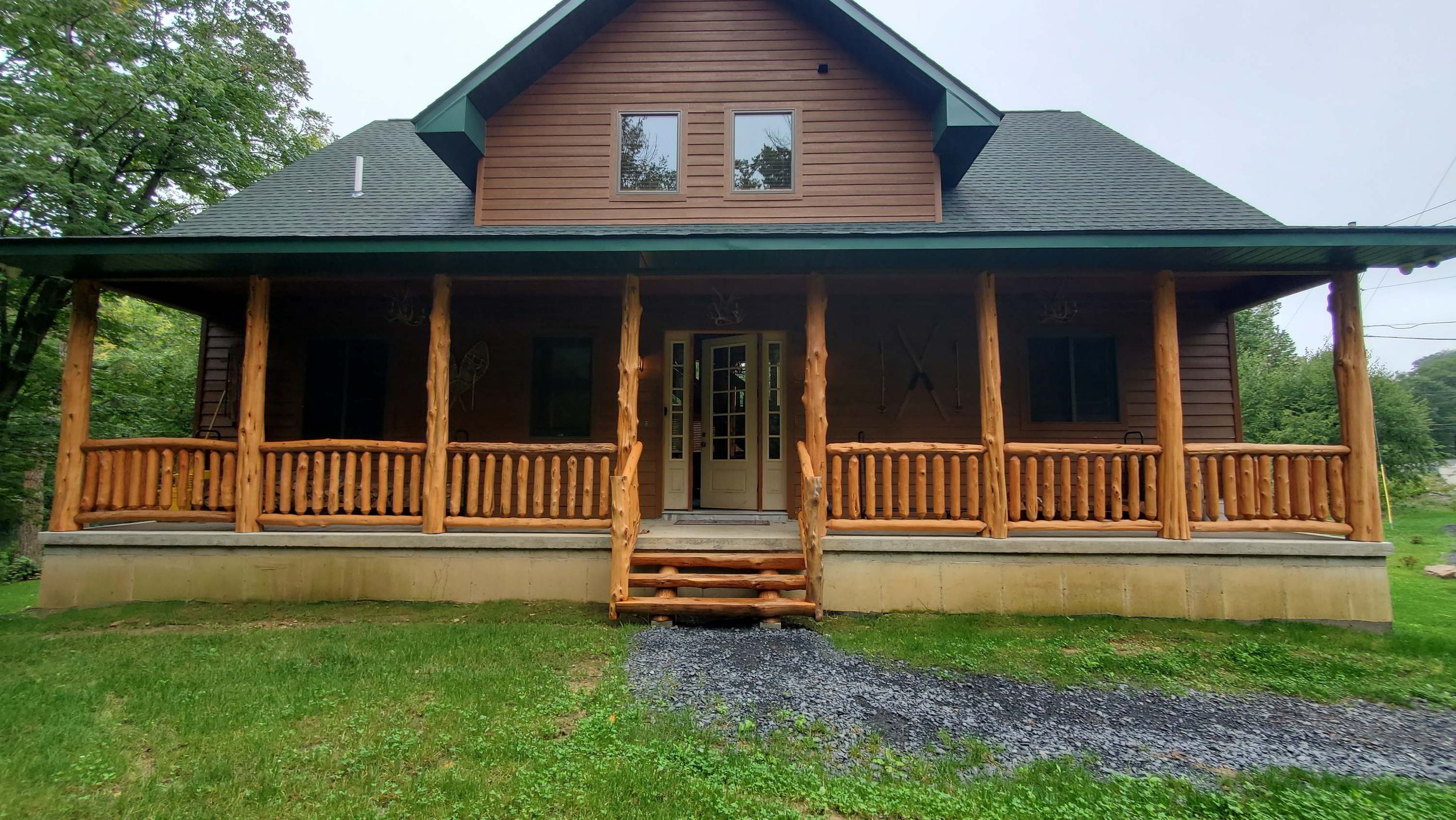Rustic Log & Timber Railing — EZ Mountain Rustic Furniture