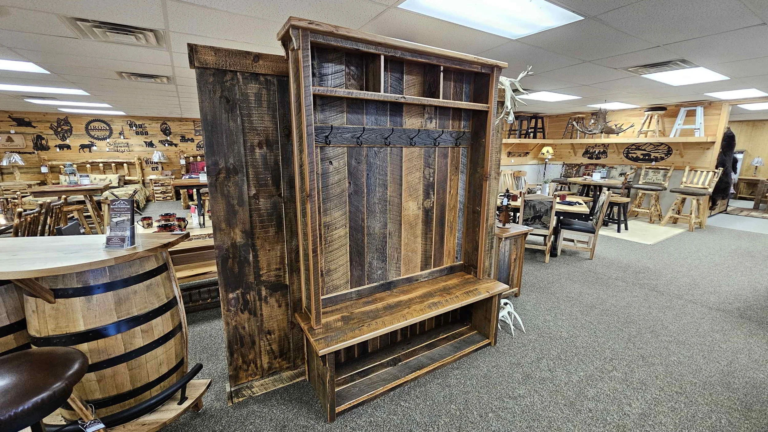 Barnwood Hall Tree Bench — EZ Mountain Rustic Furniture