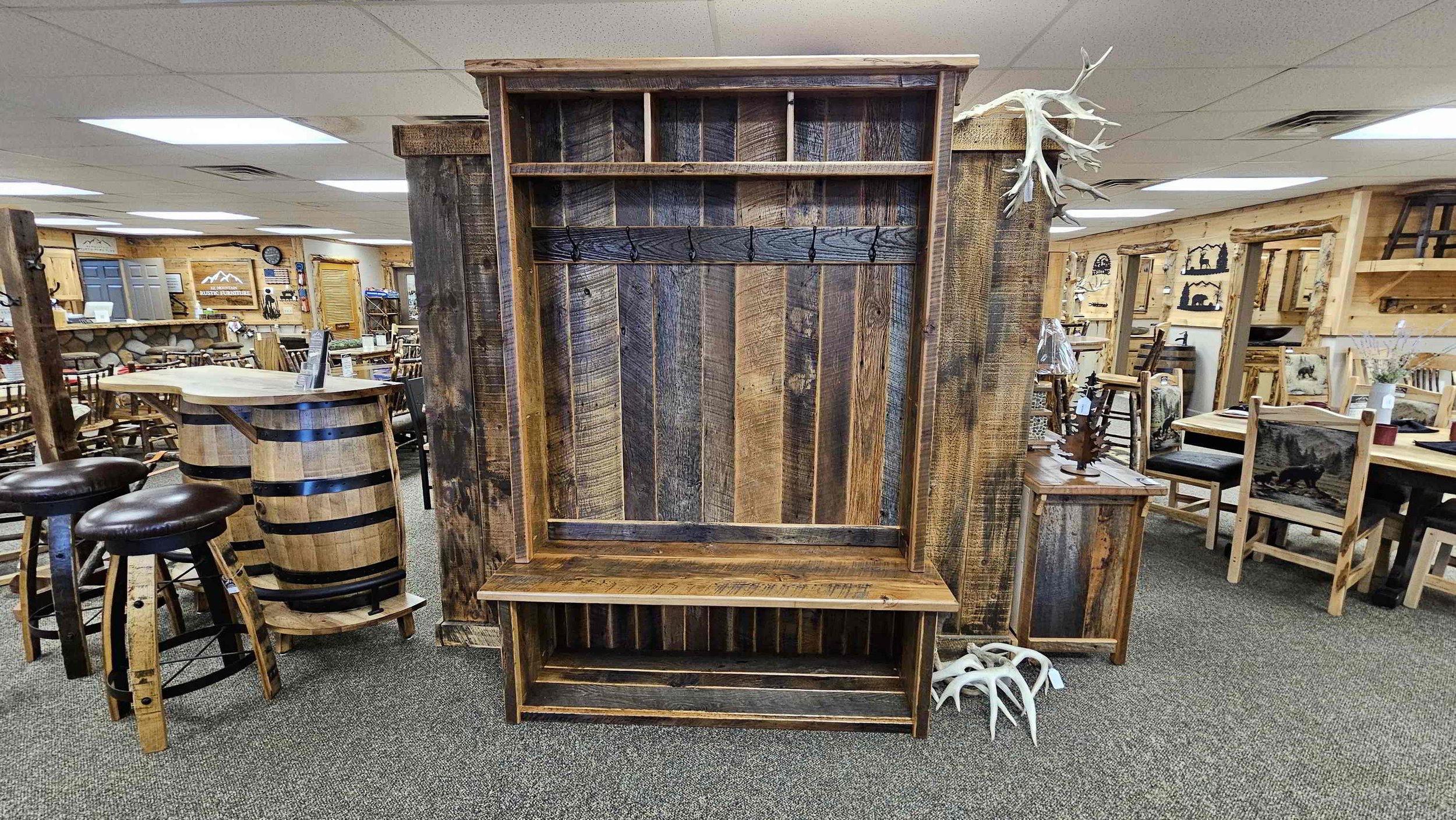 Barnwood Hall Tree Bench — EZ Mountain Rustic Furniture