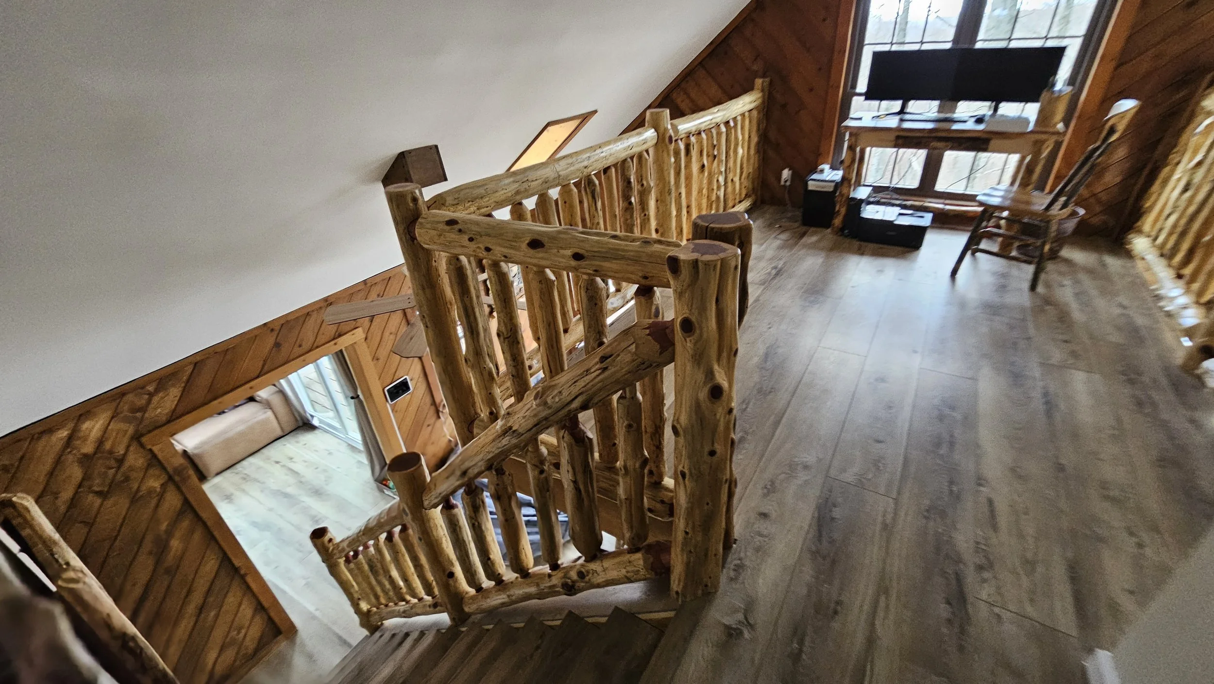Red Cedar Log Railing — EZ Mountain Rustic Furniture
