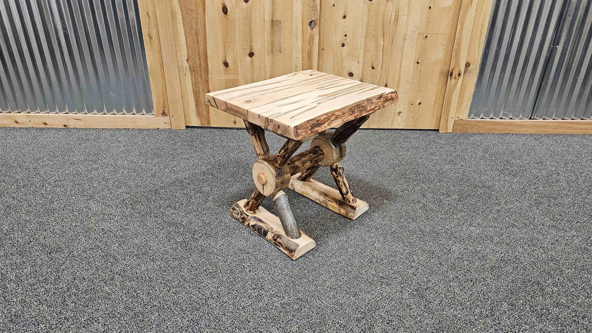 Aspen Wagon Wheel End Table — EZ Mountain Rustic Furniture