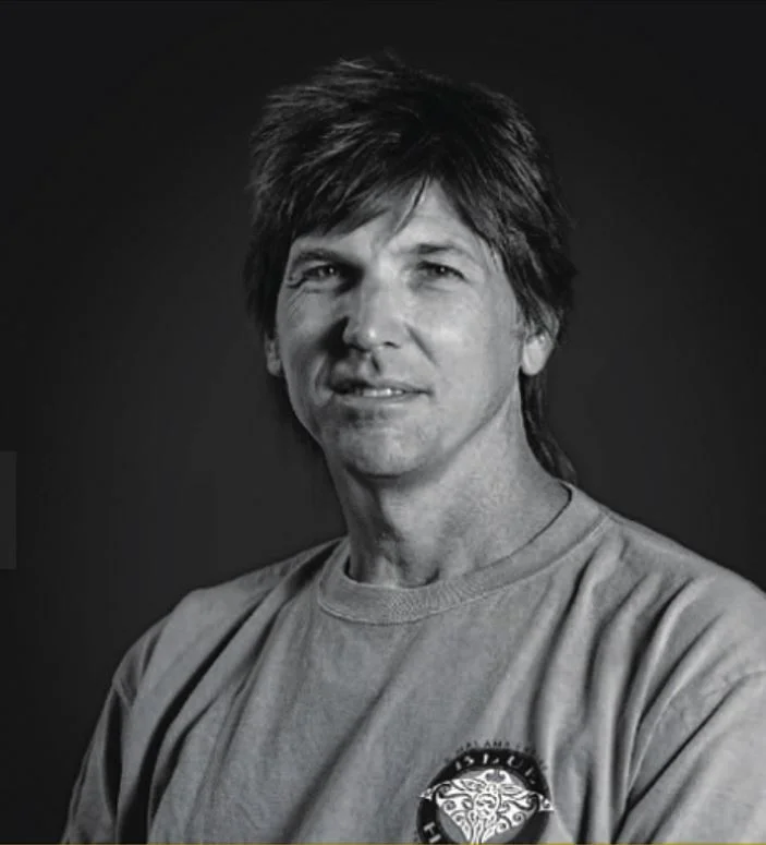 Inside The Hub — Truck Hub Magazine
