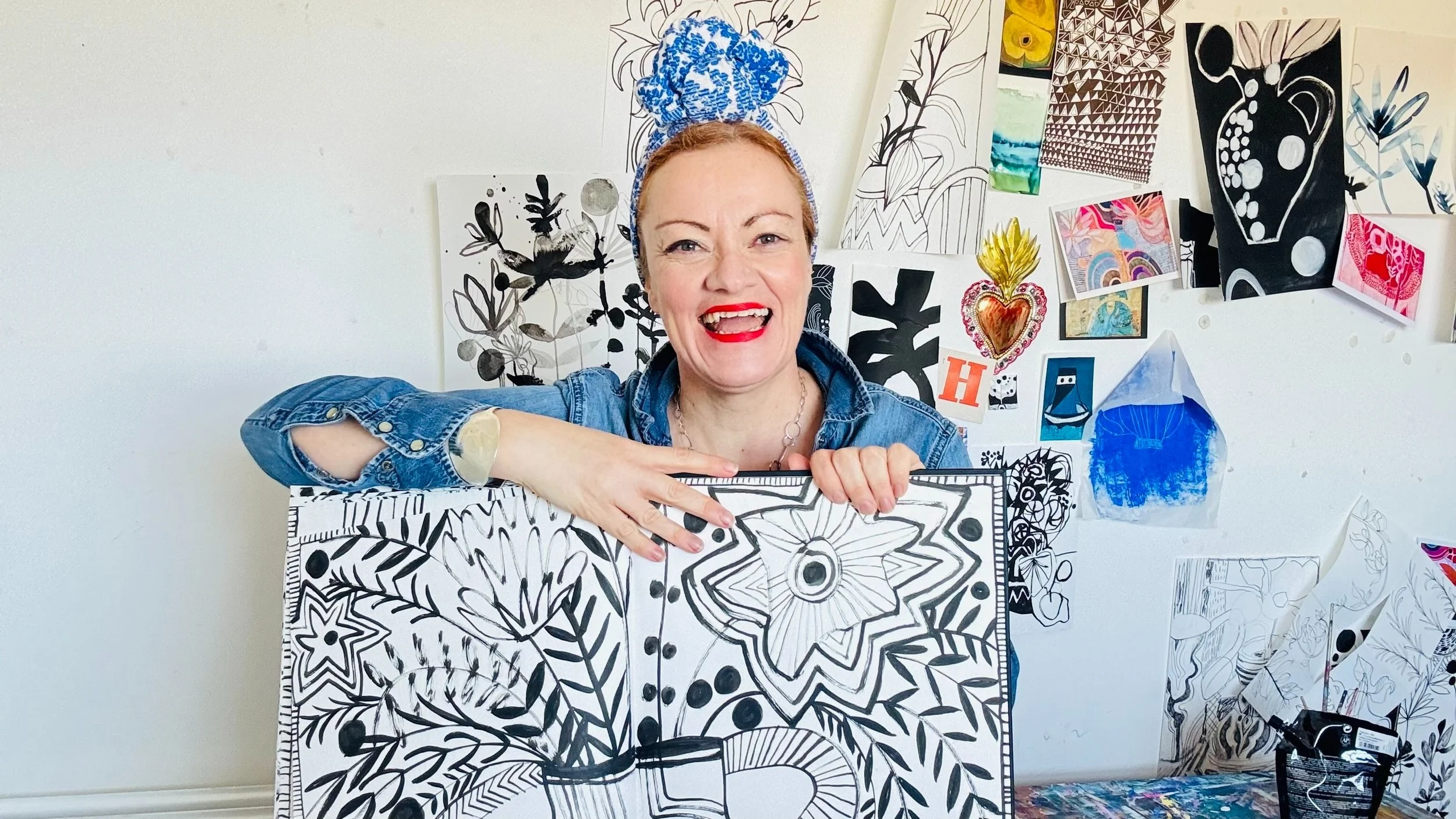ART IDEAS AND VIDEOS — HELEN WELLS ARTIST