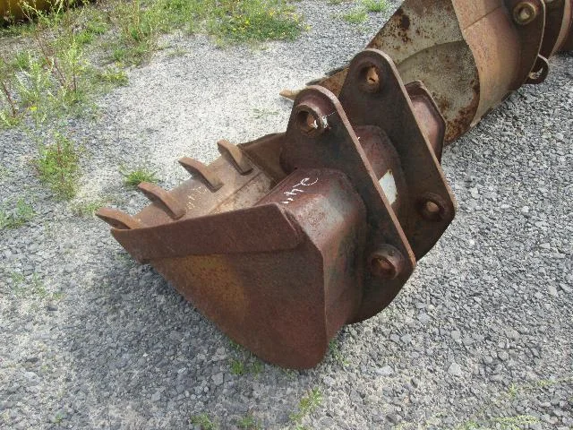 Backhoe Tooth Buckets — Carroll Equipment - CNY'S Best Place For ...