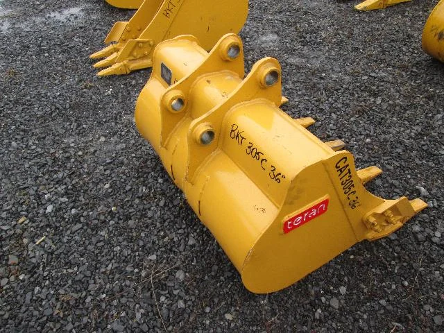 Tooth Buckets 31"-40" — Carroll Equipment - CNY'S Best Place For ...