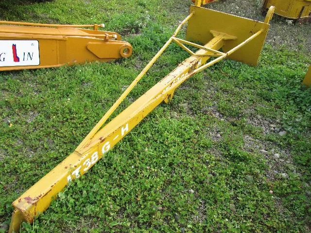 # 7578- New 10' SEC Boom Pole Cat 938, IT38, Quick Couple Loaders ...