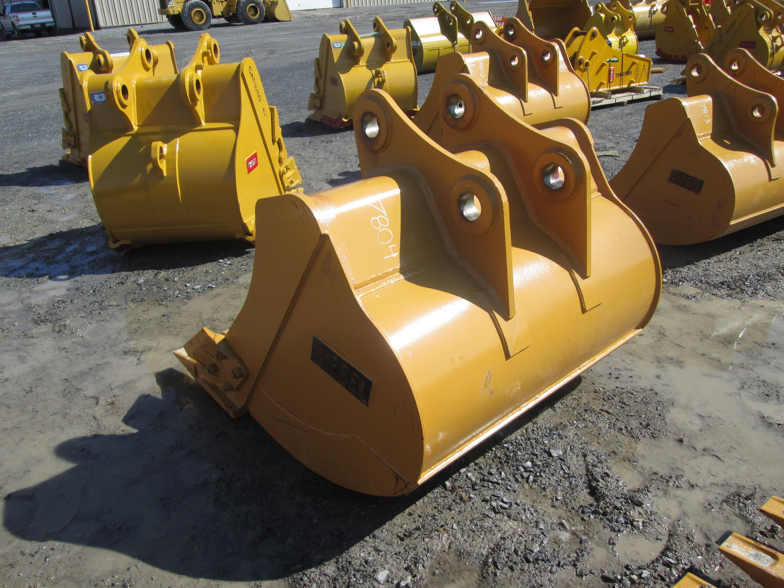 Tooth Buckets 51” – 78” — Carroll Equipment - CNY'S Best Place For ...