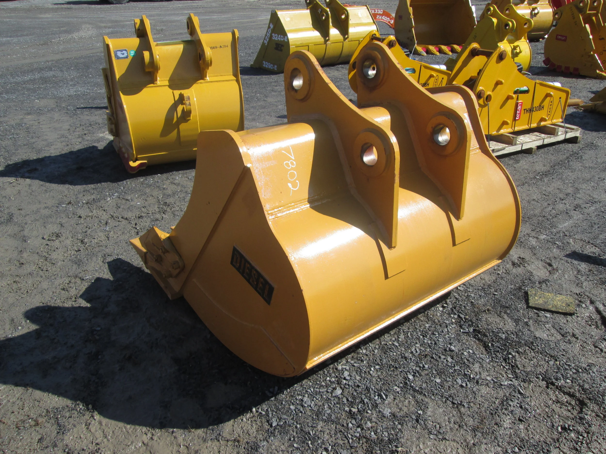 Tooth Buckets 51” – 78” — Carroll Equipment - CNY'S Best Place For ...