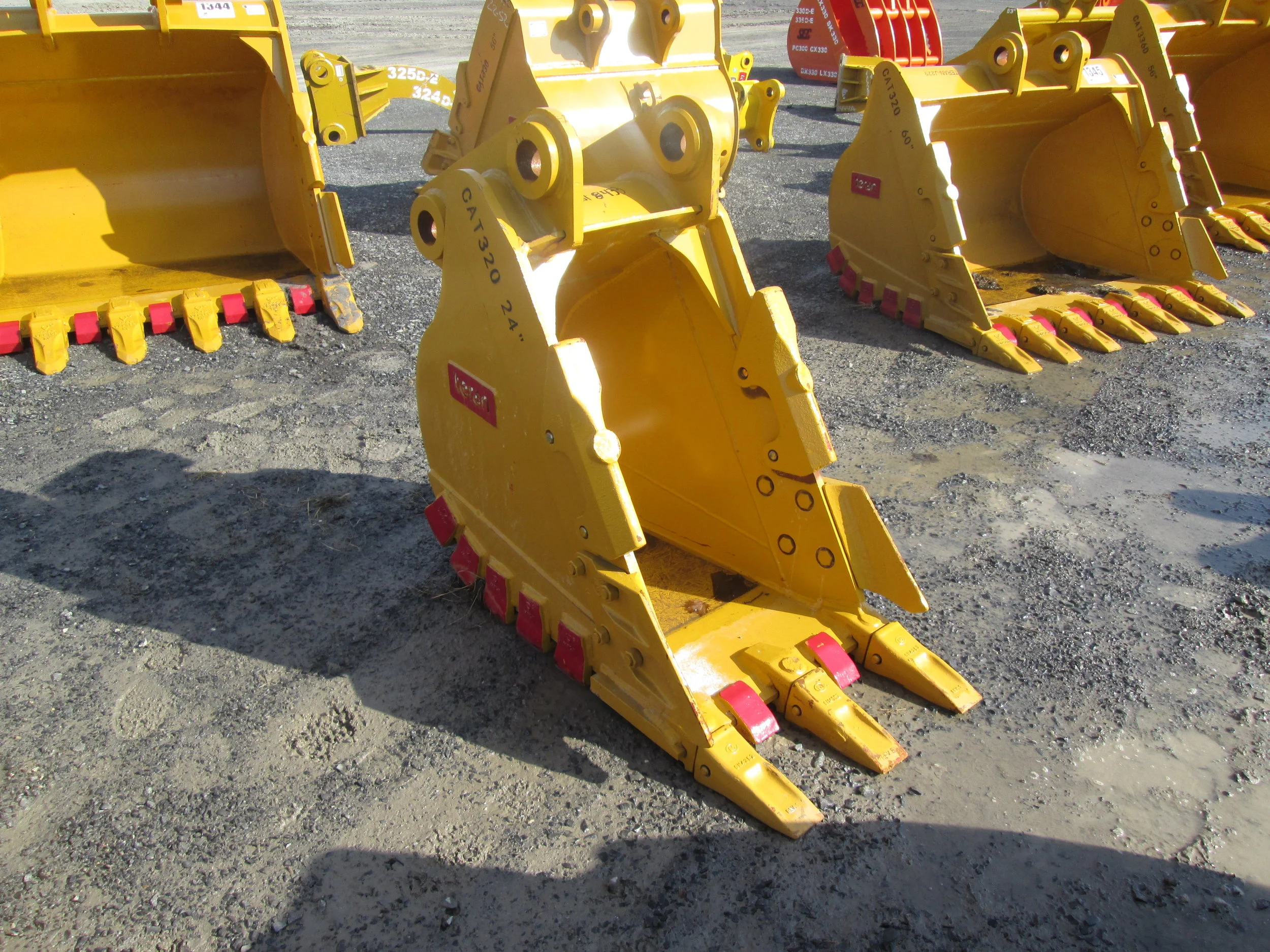 Tooth Buckets 21” – 30” — Carroll Equipment - CNY'S Best Place For ...
