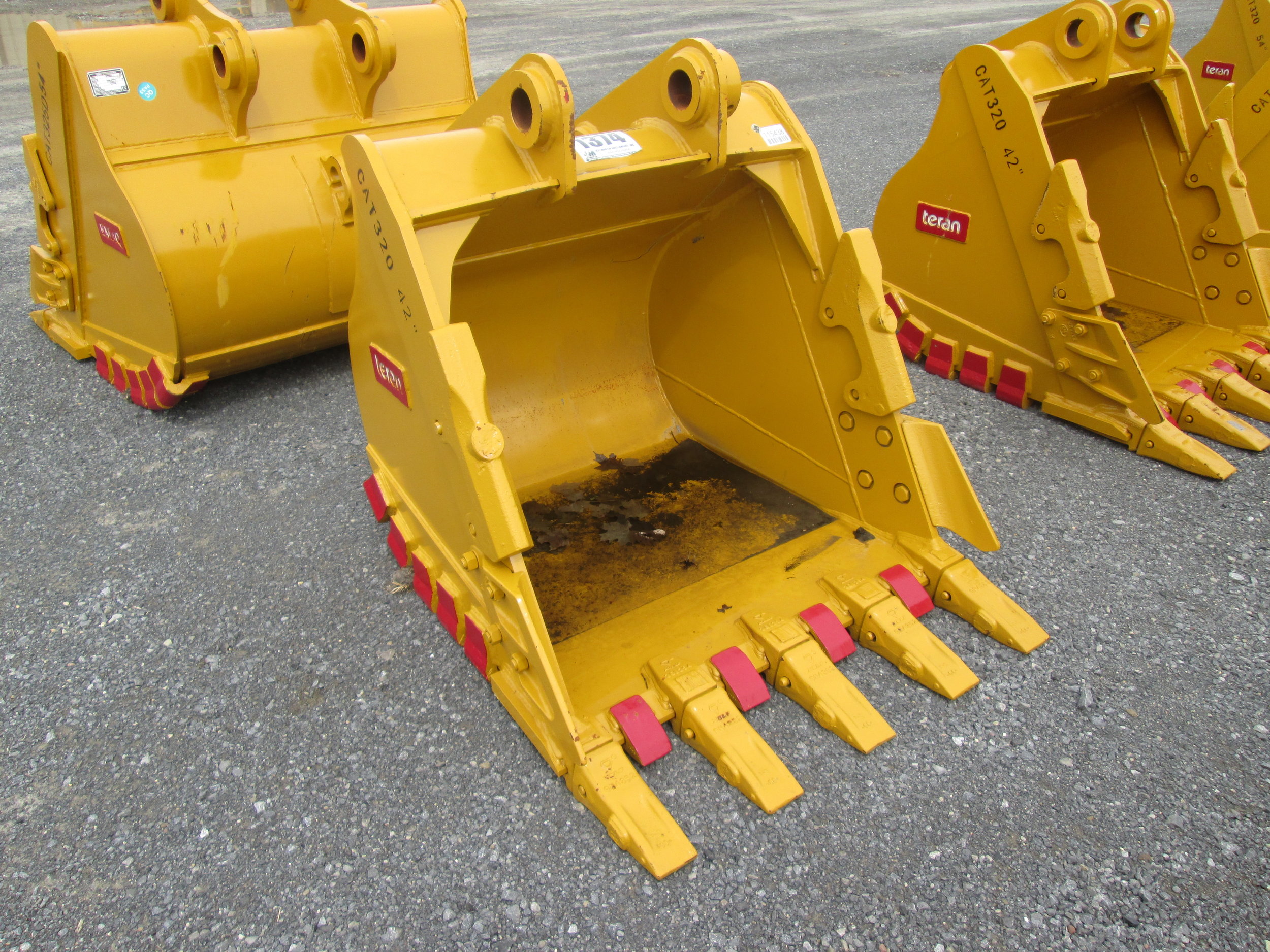 Tooth Buckets 41” – 45” — Carroll Equipment - CNY'S Best Place For ...