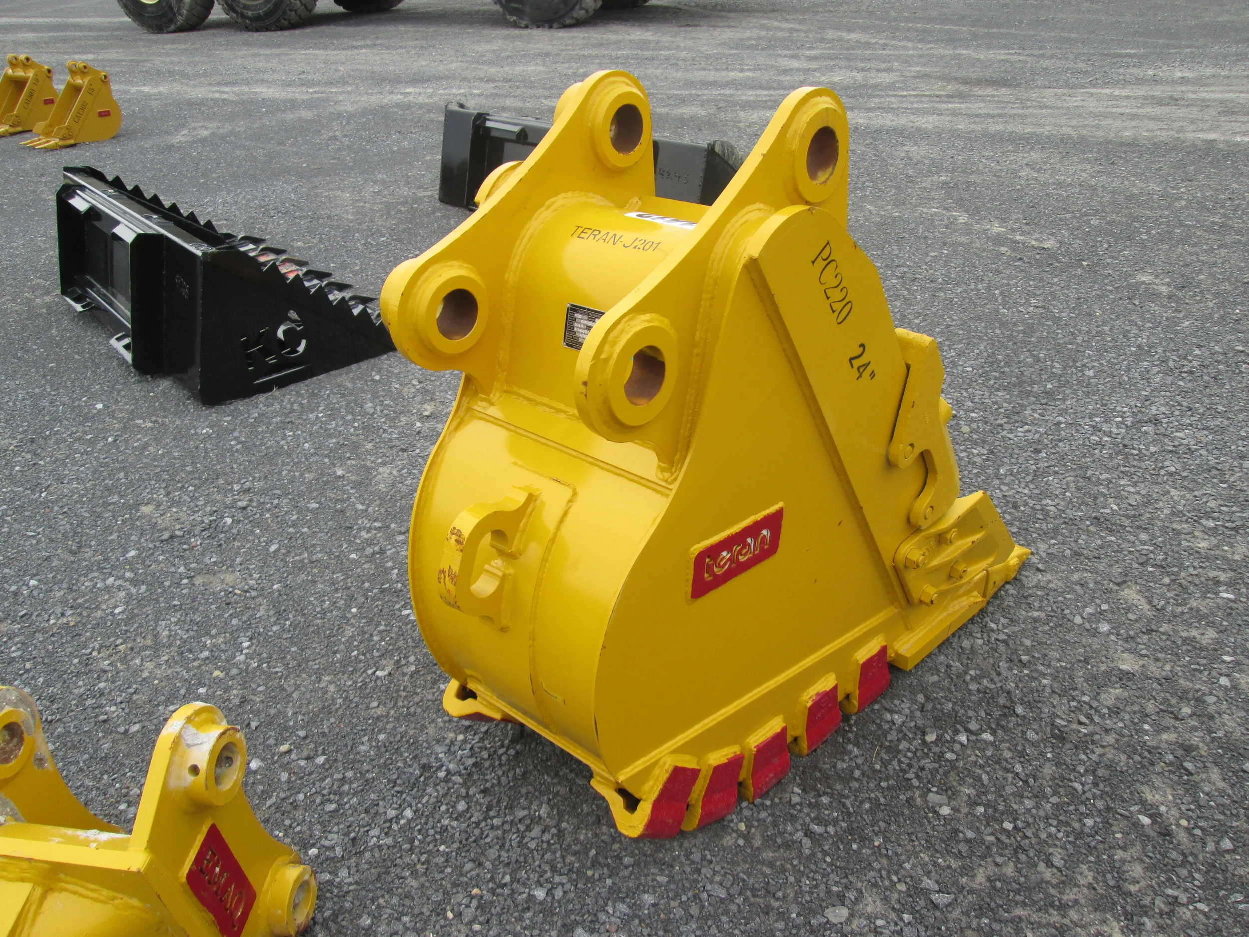 Tooth Buckets 21” – 30” — Carroll Equipment - CNY'S Best Place For ...