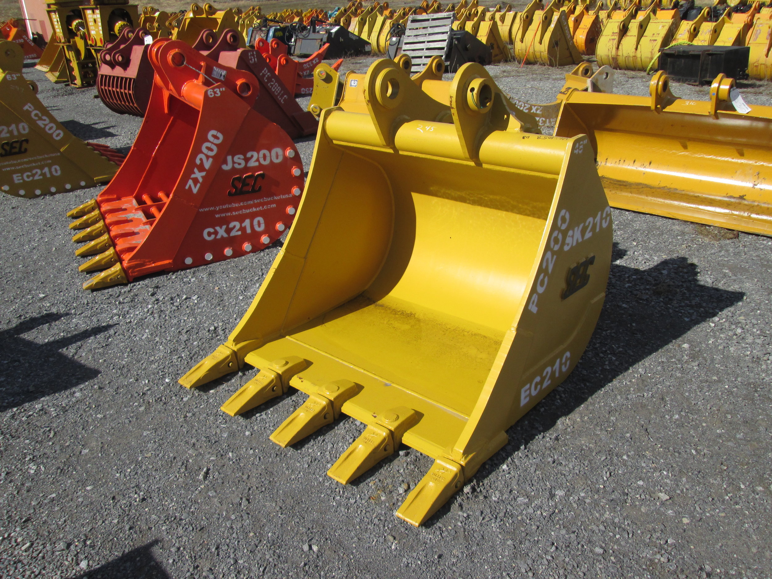 Tooth Bucket 46"- 50" — Carroll Equipment - CNY'S Best Place For ...