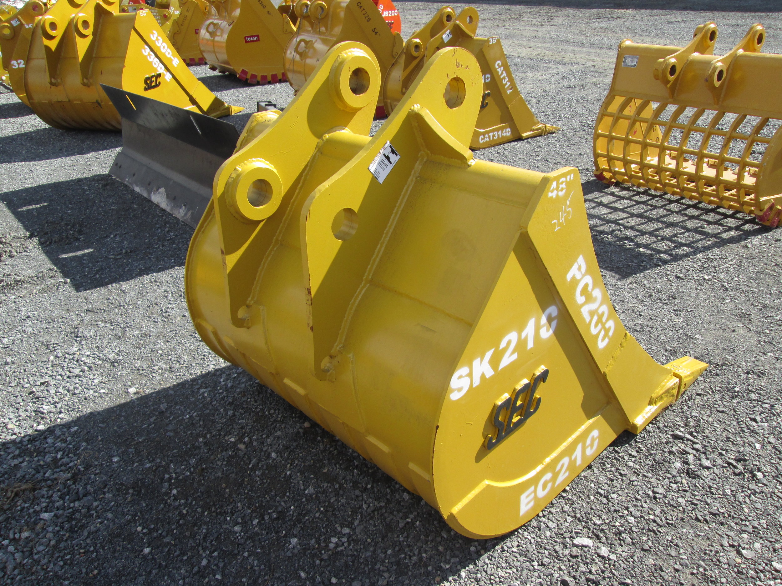 Tooth Bucket 46"- 50" — Carroll Equipment - CNY'S Best Place For ...