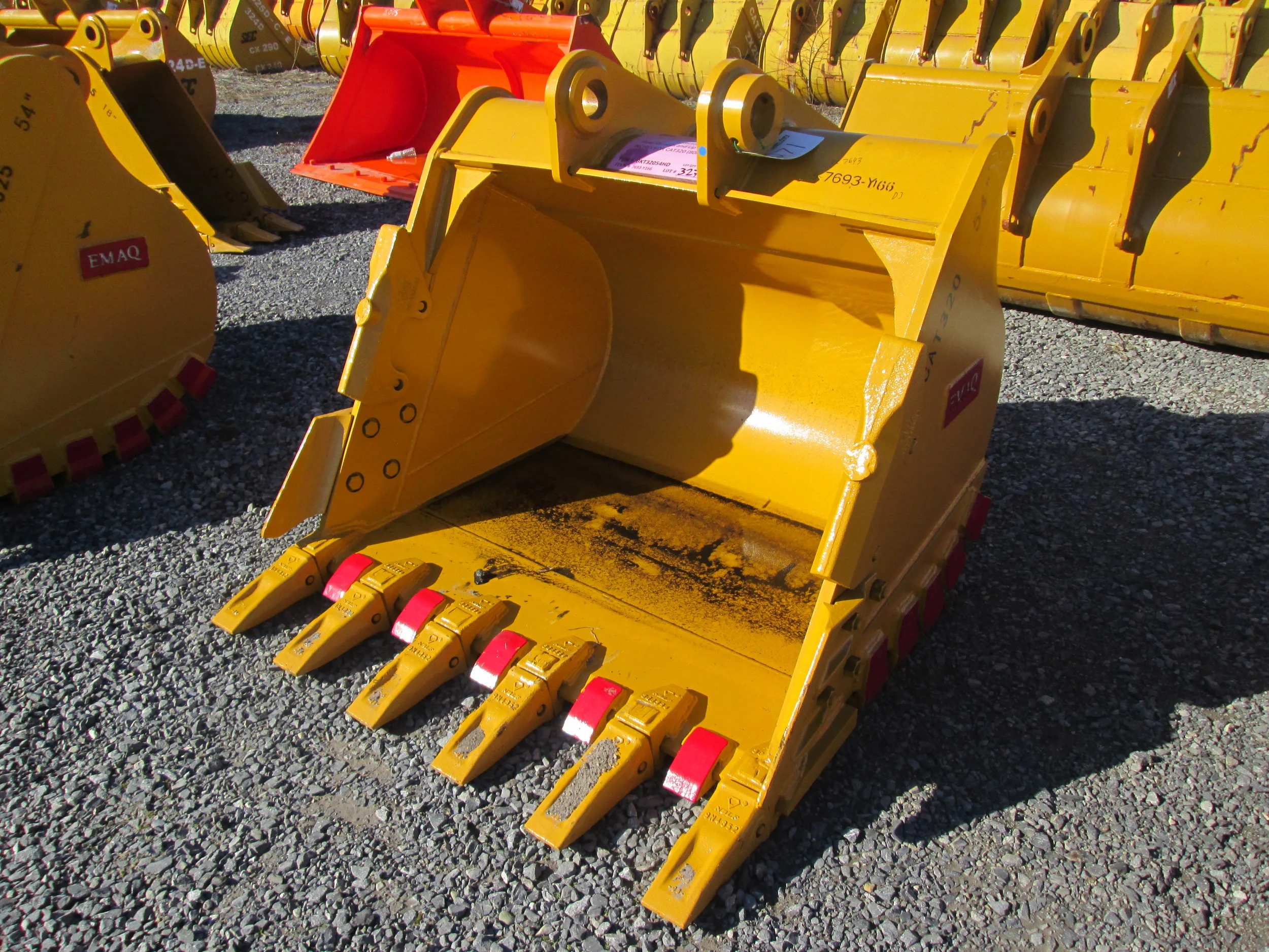 Tooth Buckets 51” – 78” — Carroll Equipment - CNY'S Best Place For ...