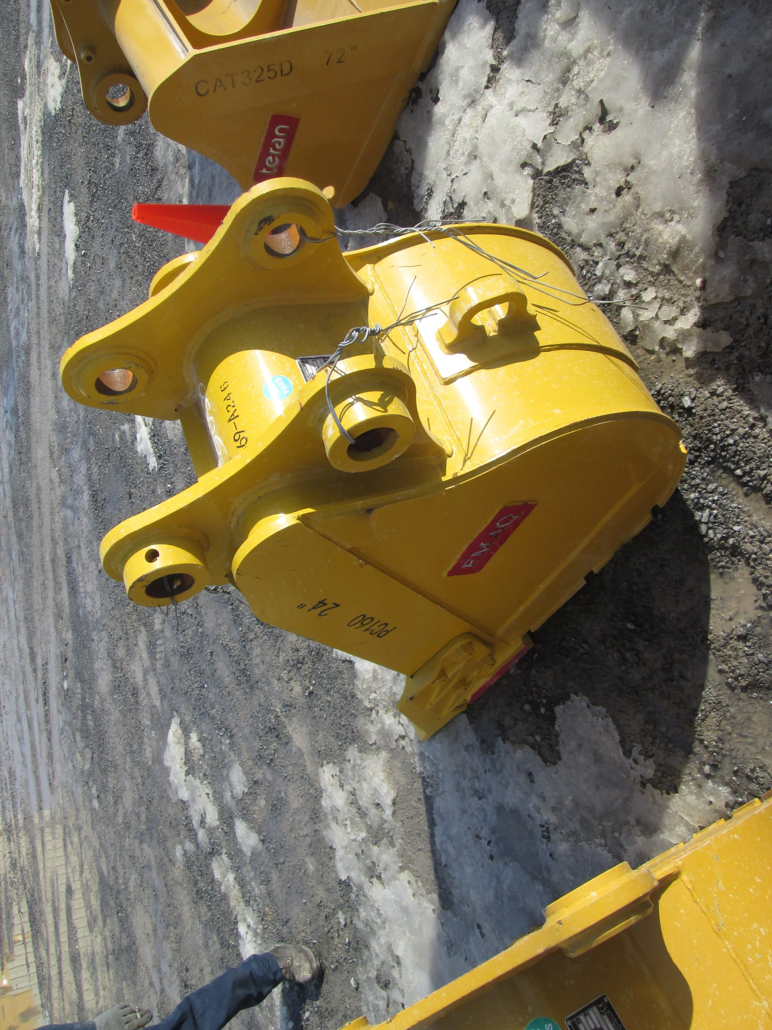 Tooth Buckets 21” – 30” — Carroll Equipment - CNY'S Best Place For ...